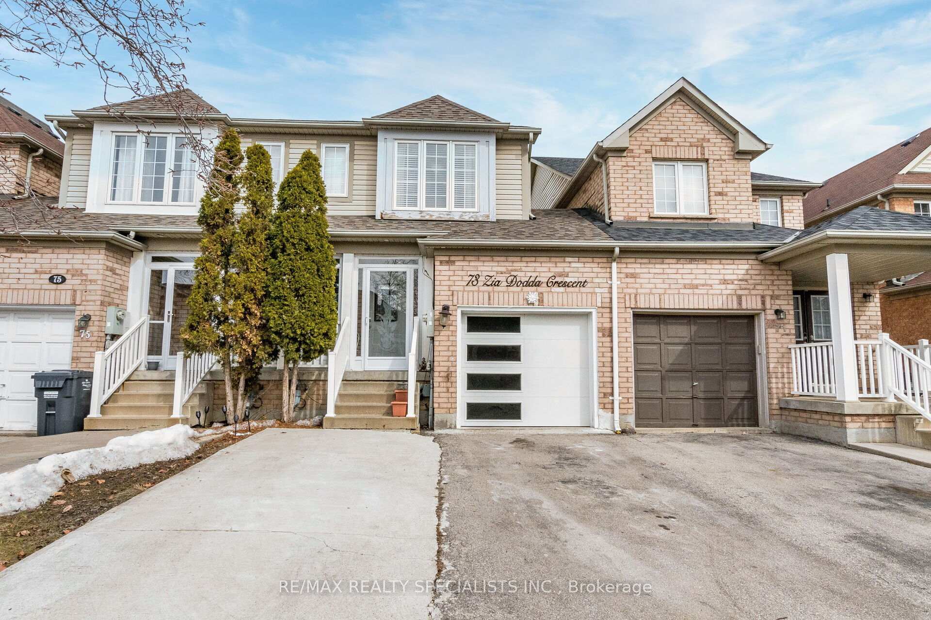 73 Zia Dodda Crescent, Brampton, ON L6P 1J6