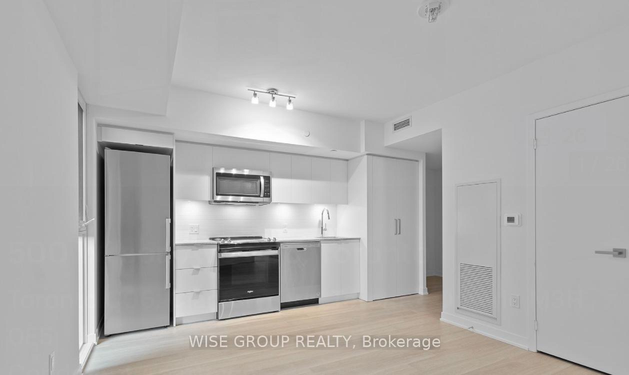 736 - 500 Wilson Avenue, Toronto, ON M3H 5Y9