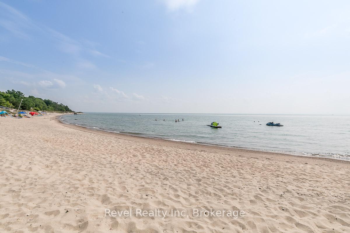 Tiny Real Estate MLS® Listings & Houses For Sale