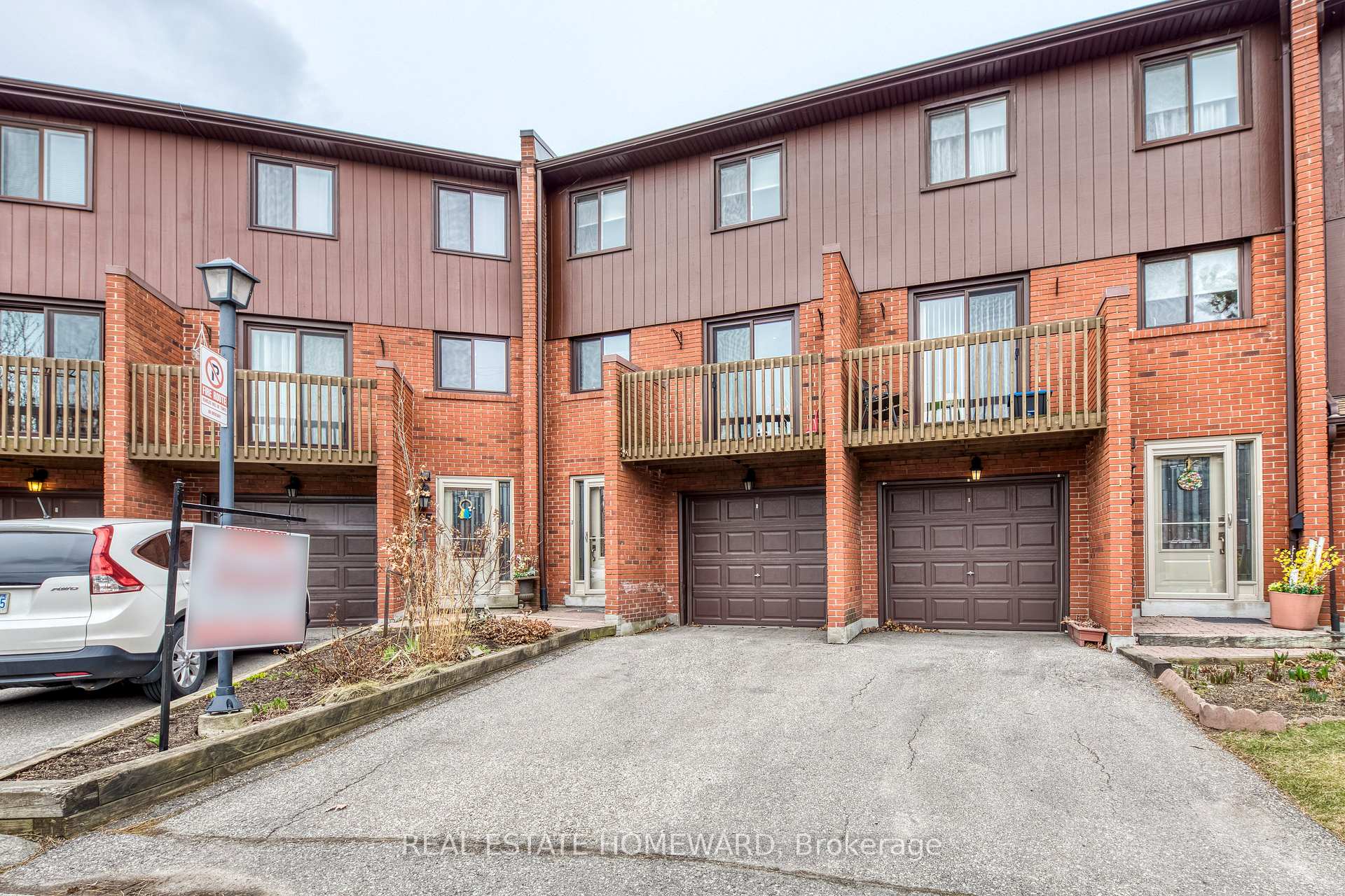 74 - 4165 Fieldgate Drive, Mississauga, ON L4W 2M9