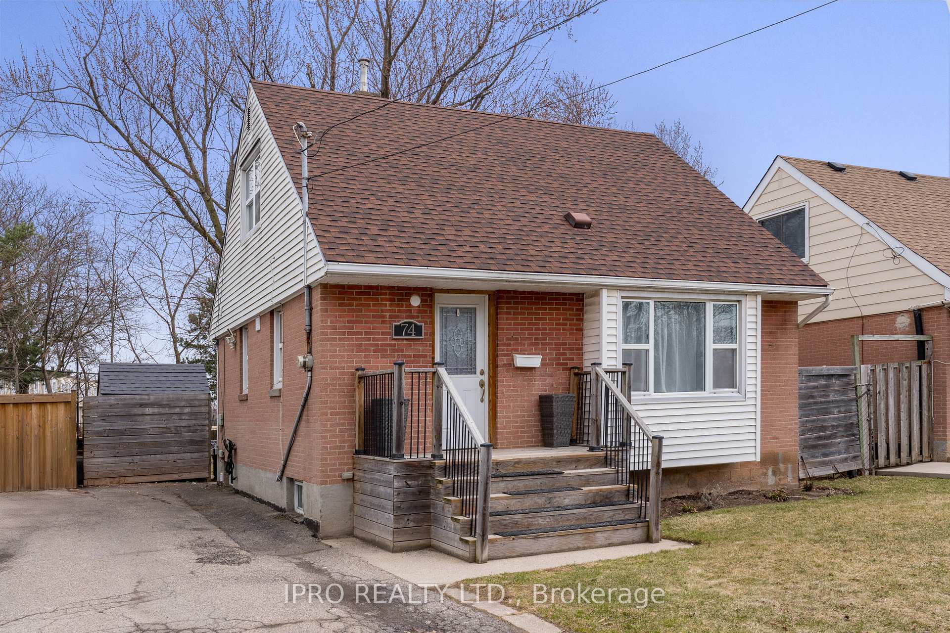 74 Armstrong Avenue, Hamilton, ON L8H 1M5