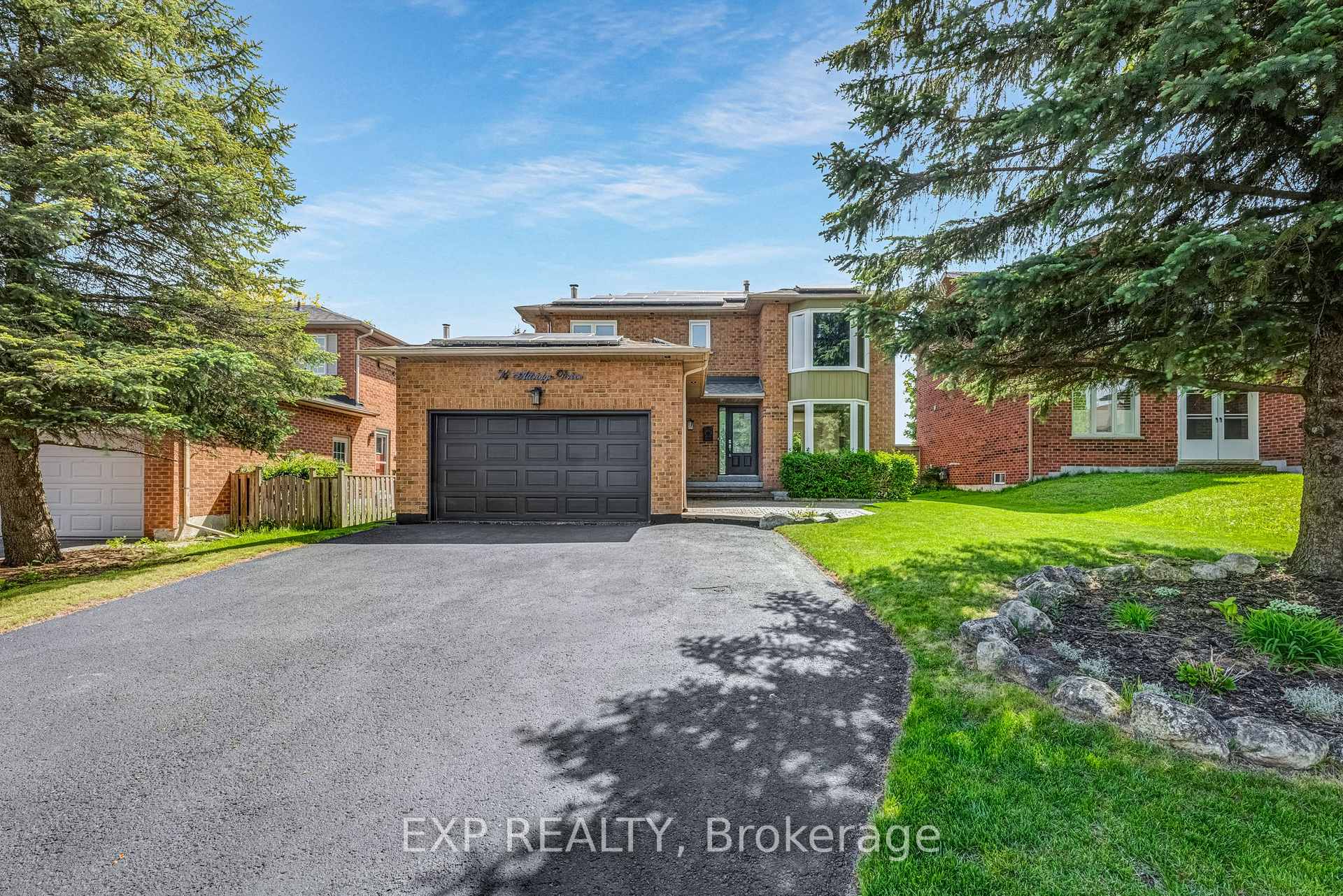 74 Attridge Drive, Aurora, ON L4G 6J4