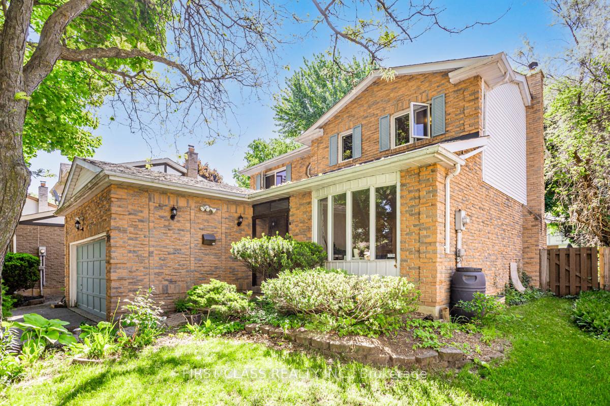 74 Innisbrook Crescent, Markham, ON L3T 5B1
