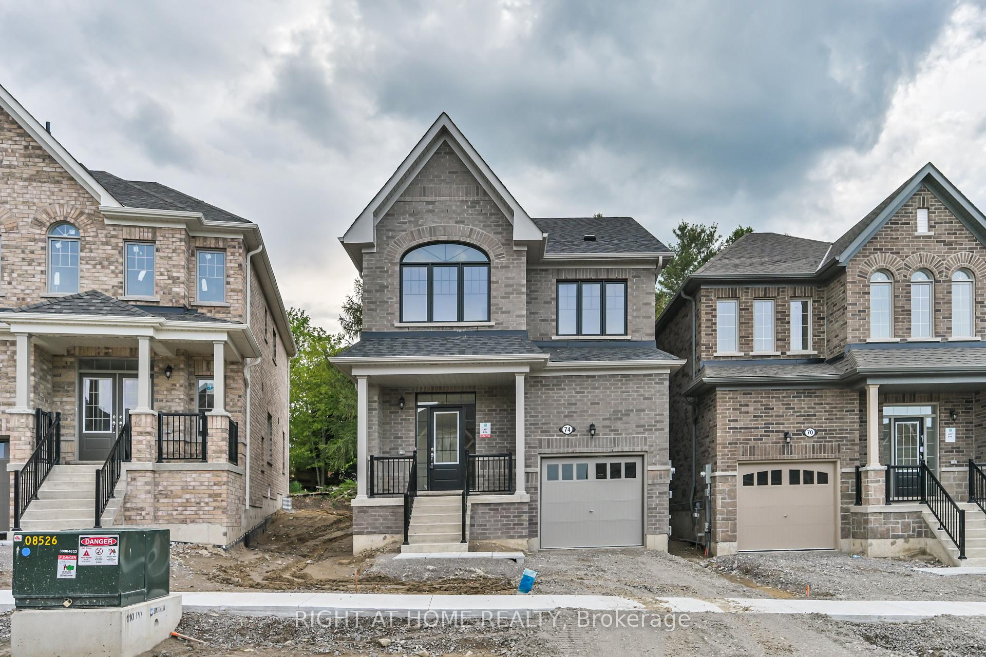 74 North Garden Boulevard, Scugog, ON L9L 2C7