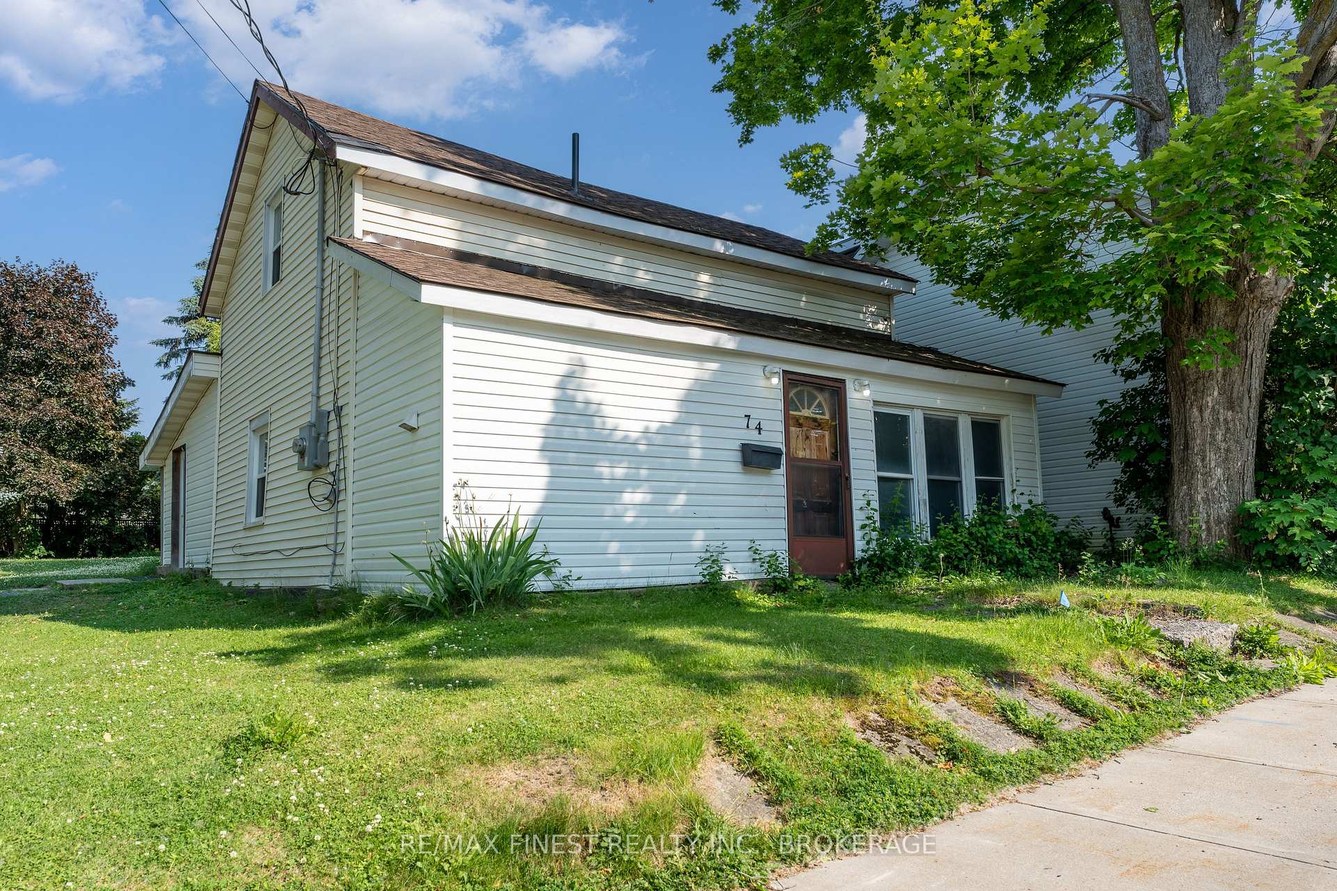 74 Palace Road, Greater Napanee, ON K7R 3B2