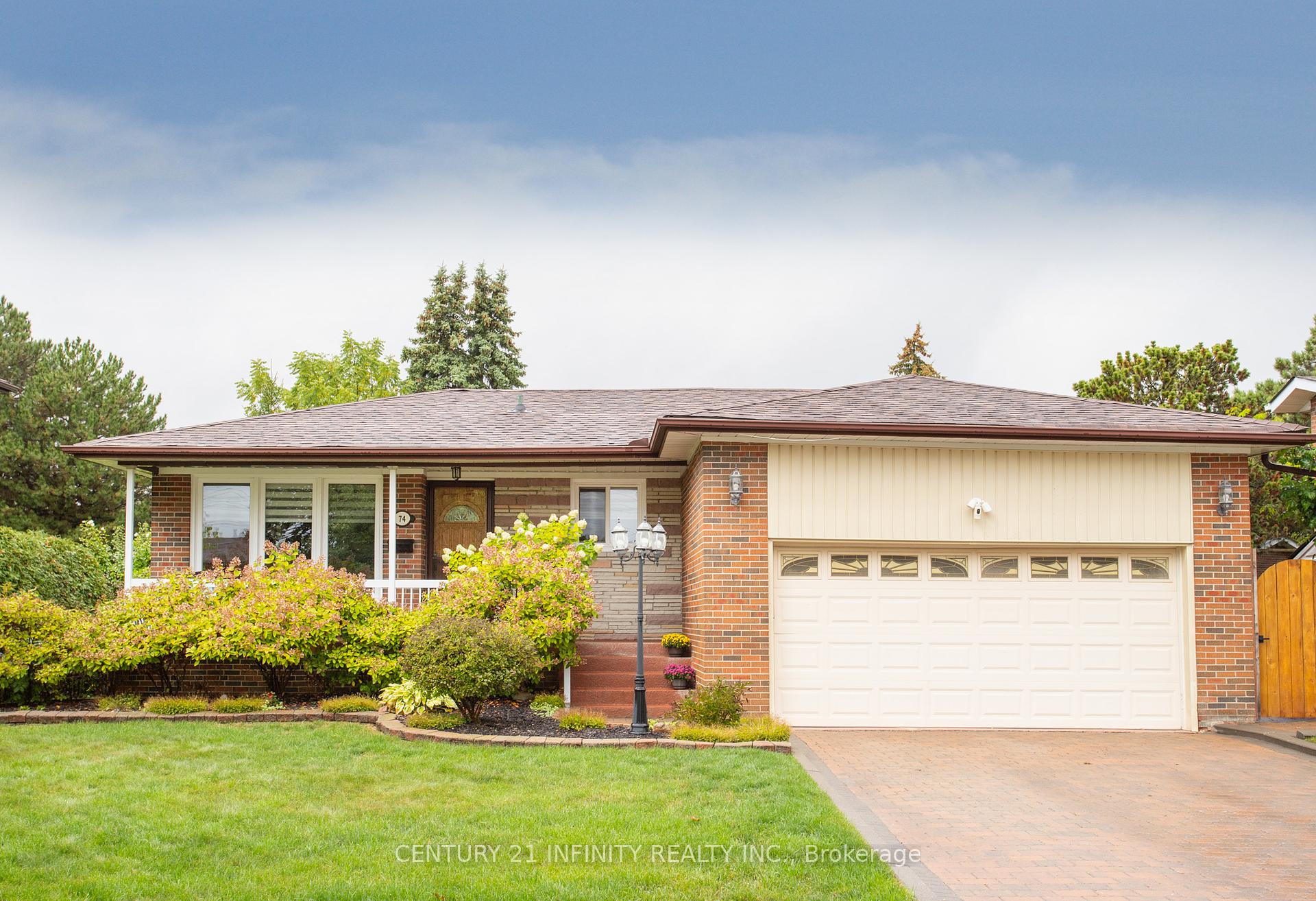 74 Portico Drive, Toronto, ON M1G 3R6