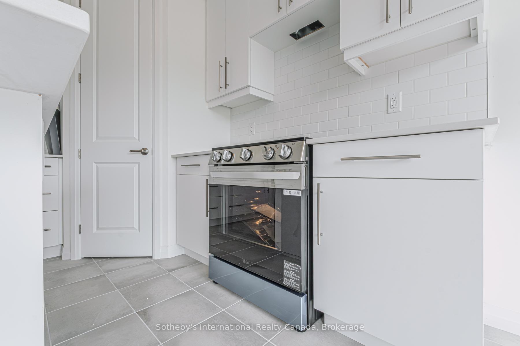 74 Ralph Newbrooke Circle, Brant, ON N3L 0P2