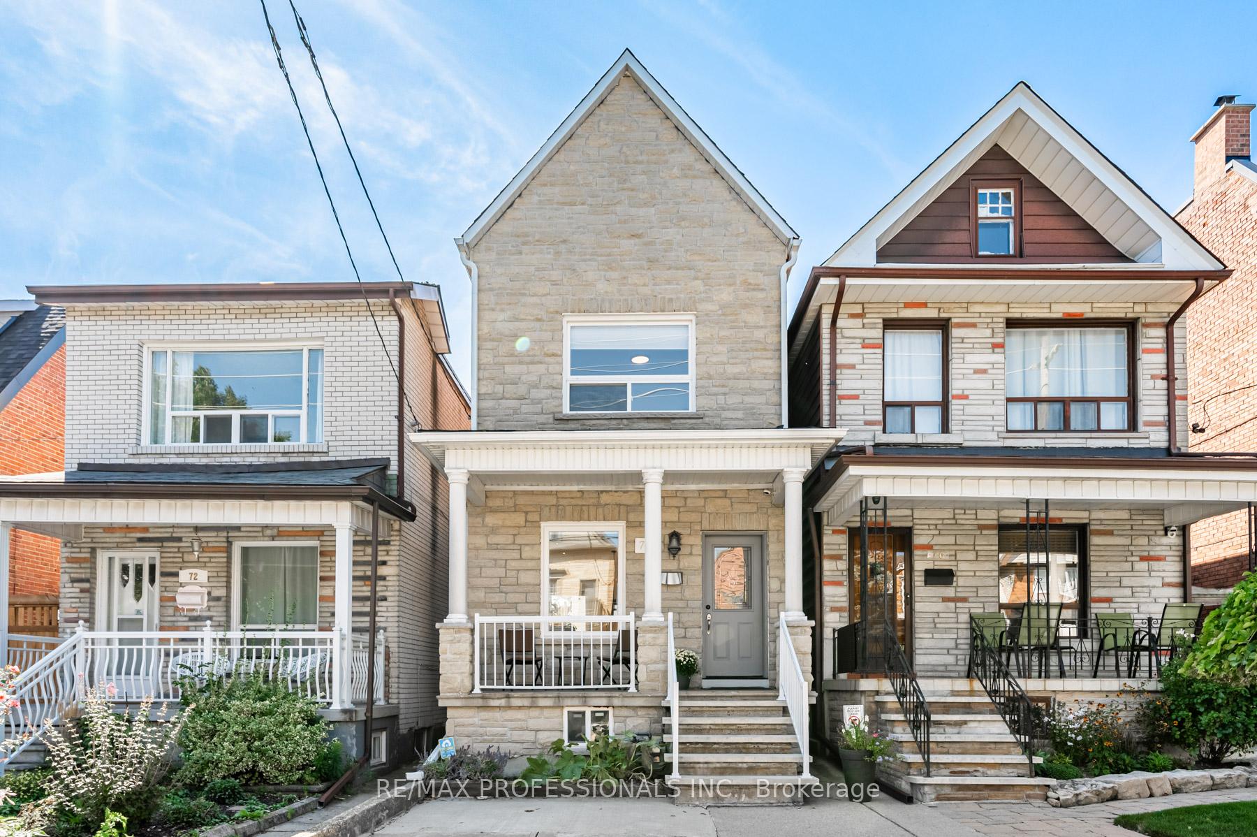 74 Westmoreland Avenue, Toronto, ON M6H 2Z7