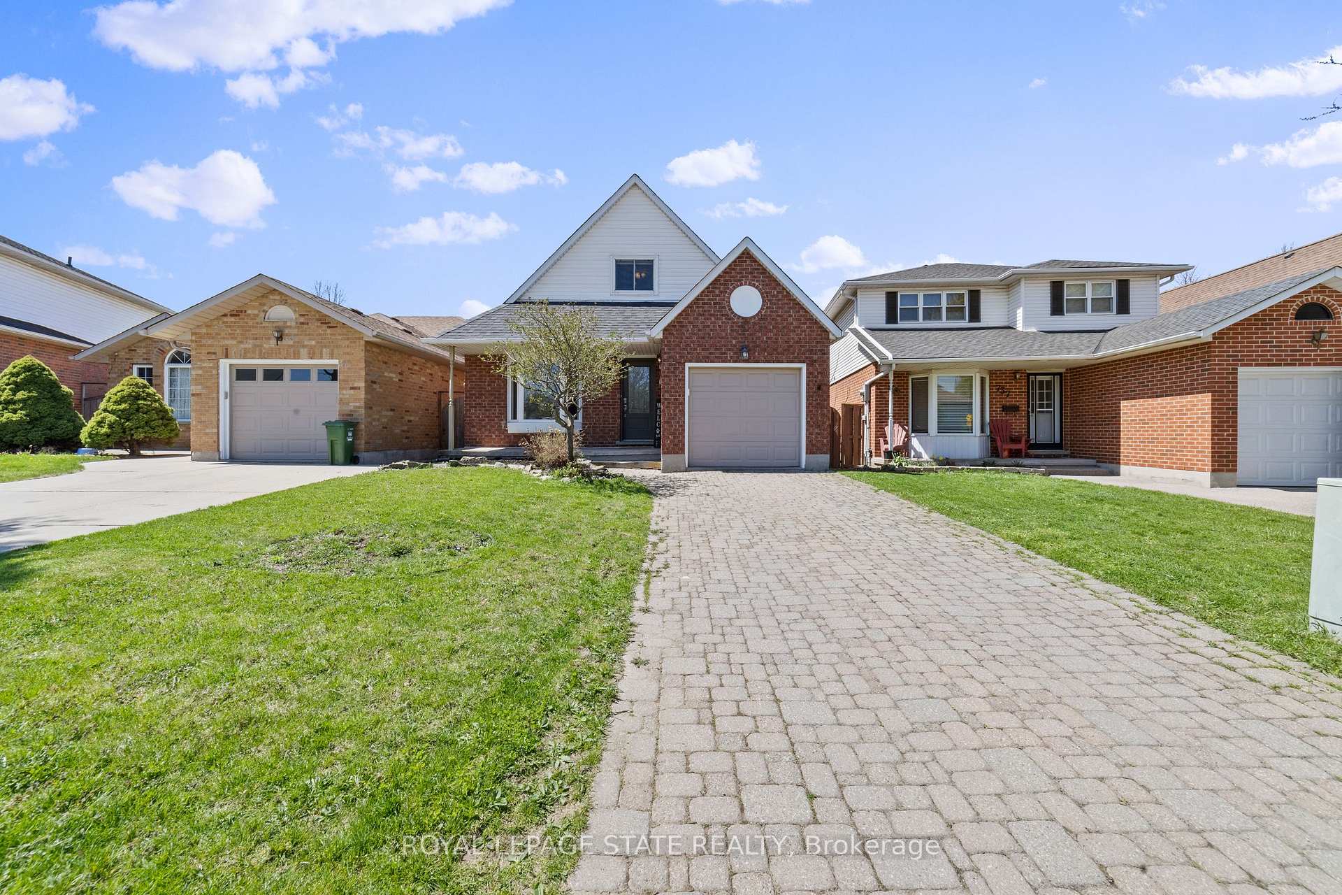 741 Acadia Drive, Hamilton, ON L8W 3V2
