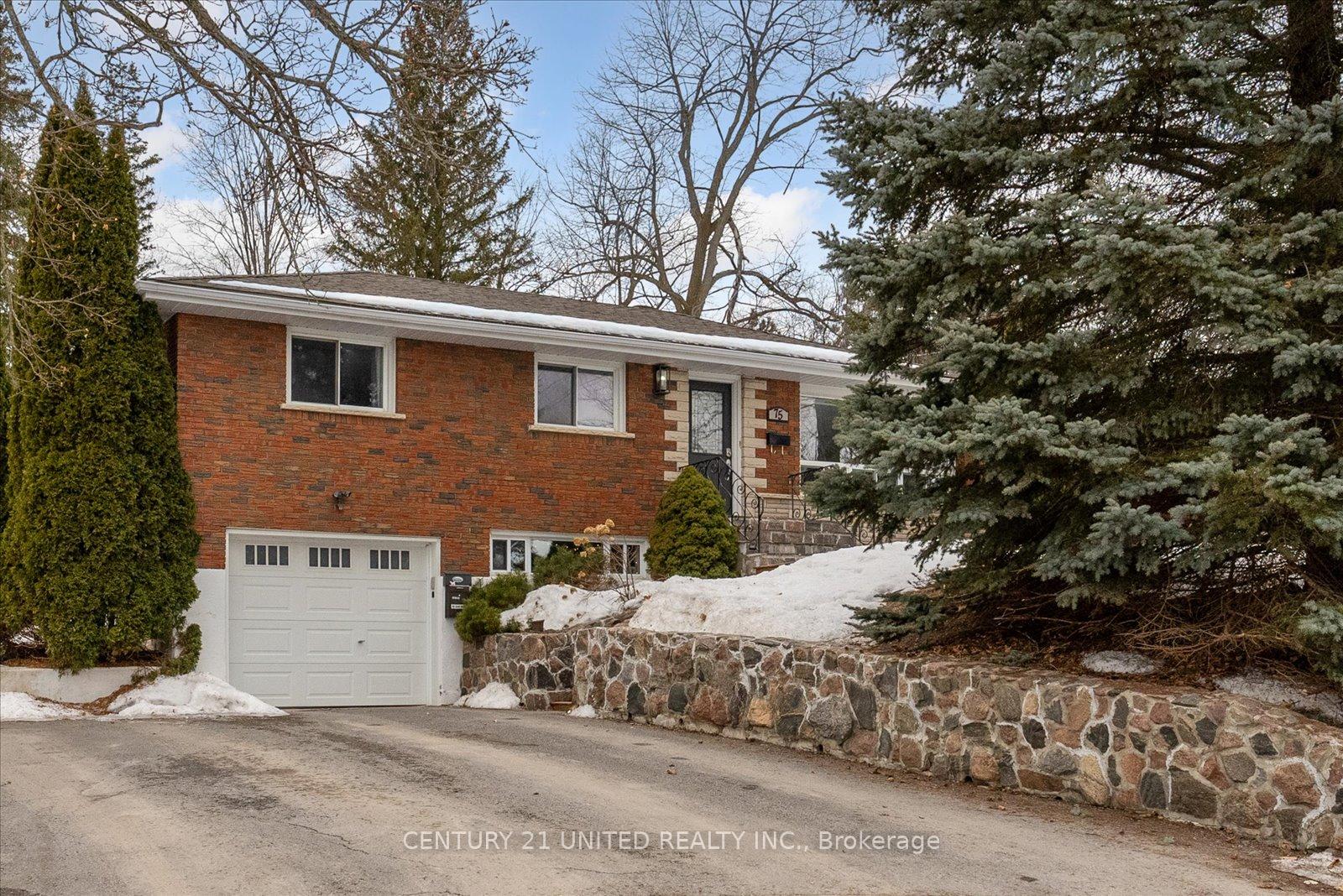 75 Alexander Avenue, Peterborough West, ON K9J 6B3