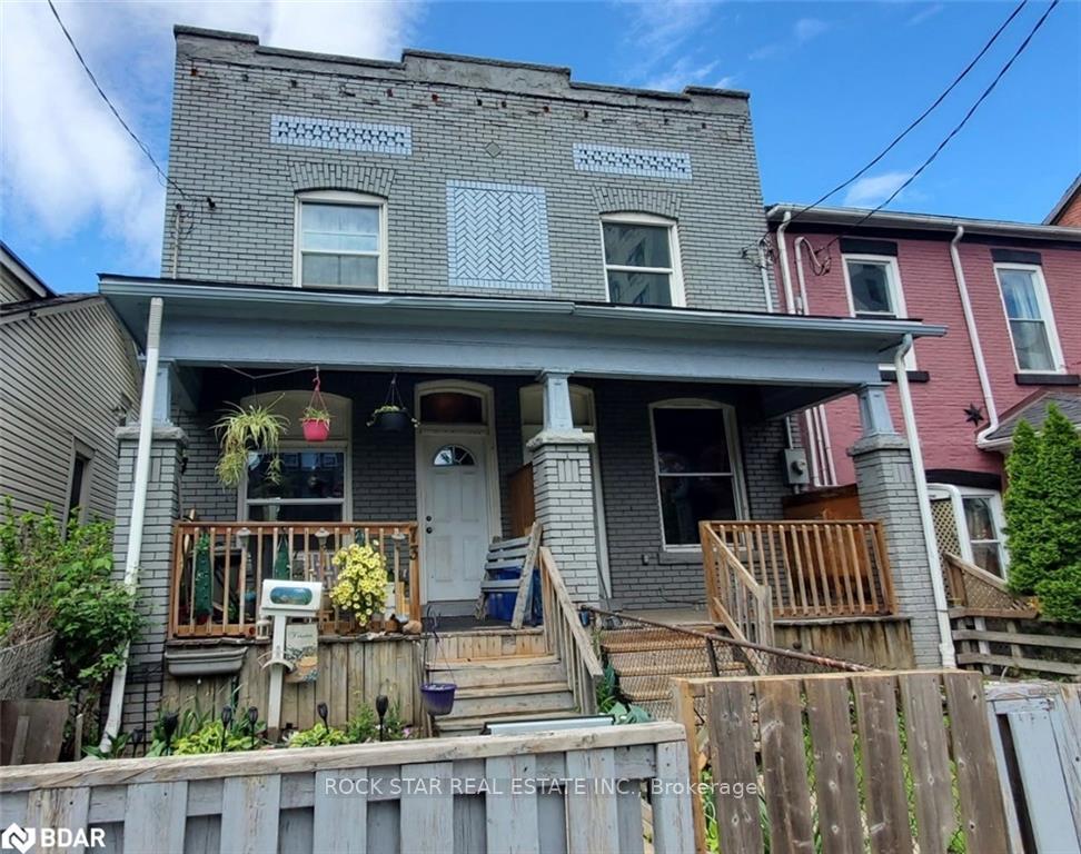 75 Cathcart Street, Hamilton, ON L8R 1M6