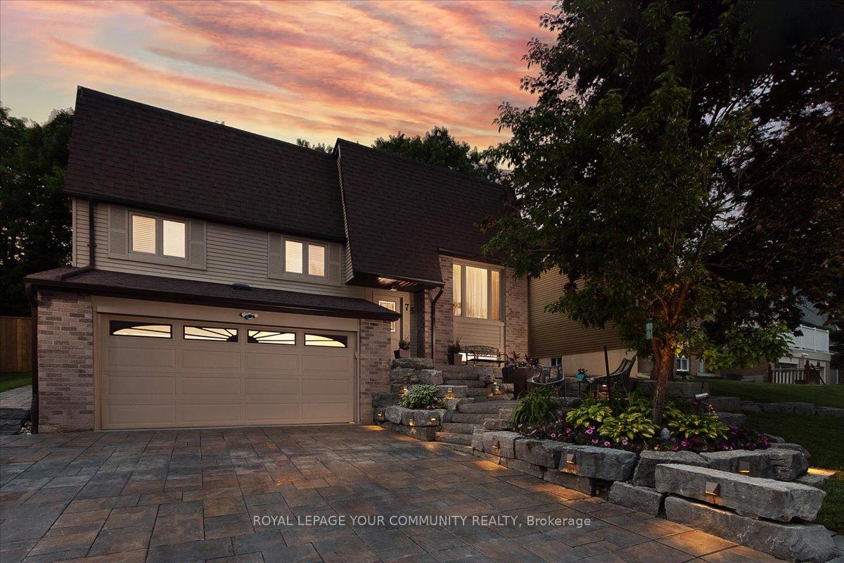 75 Holland River Boulevard, East Gwillimbury, ON L9N 1C3