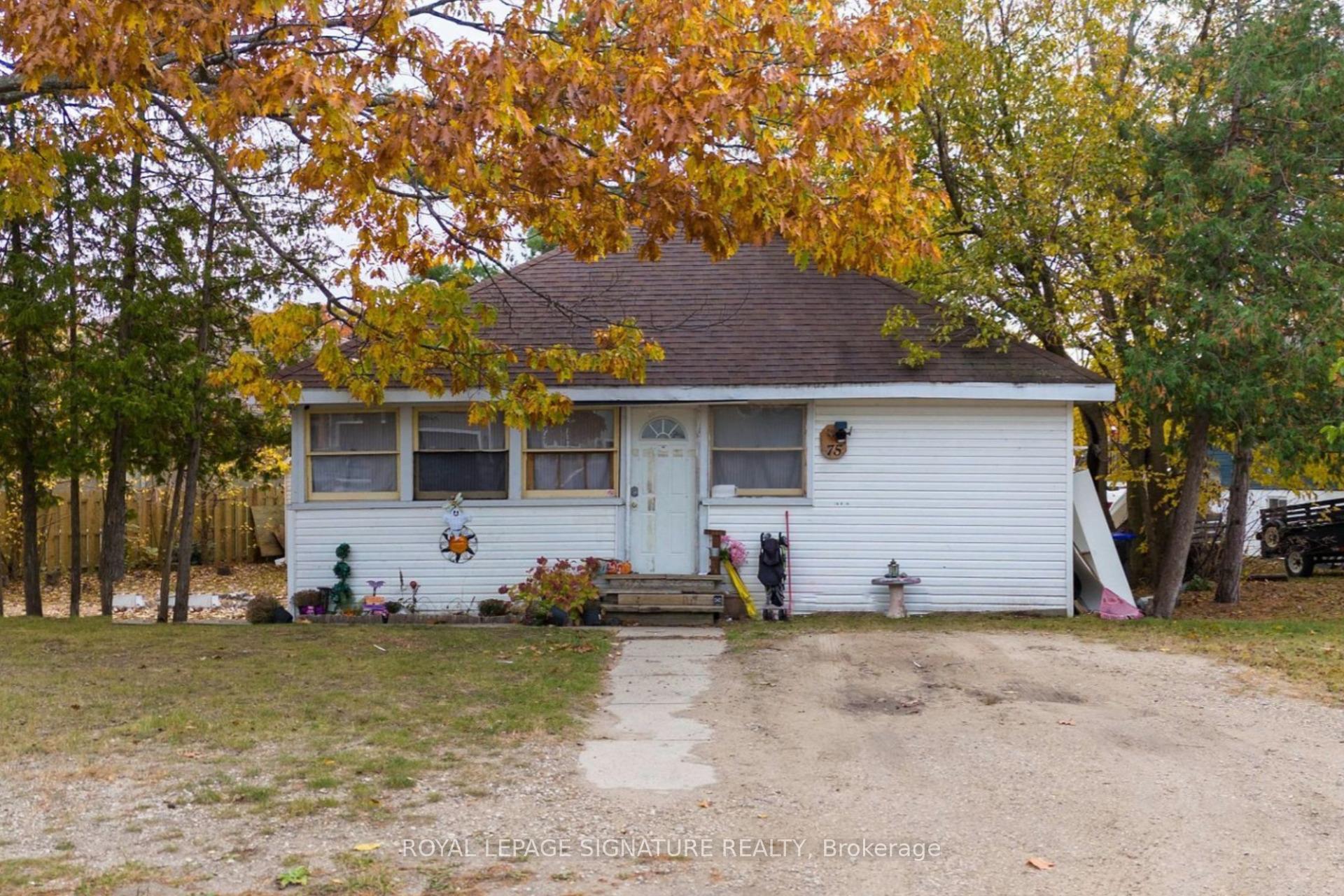 75 Old Mosley Street, Wasaga Beach, ON L9Z 2X1