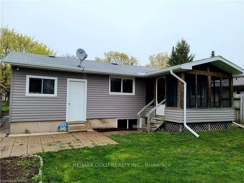 UPPER LEVEL - 75 Pepperwood Crescent, Kitchener, ON N2A 2R4