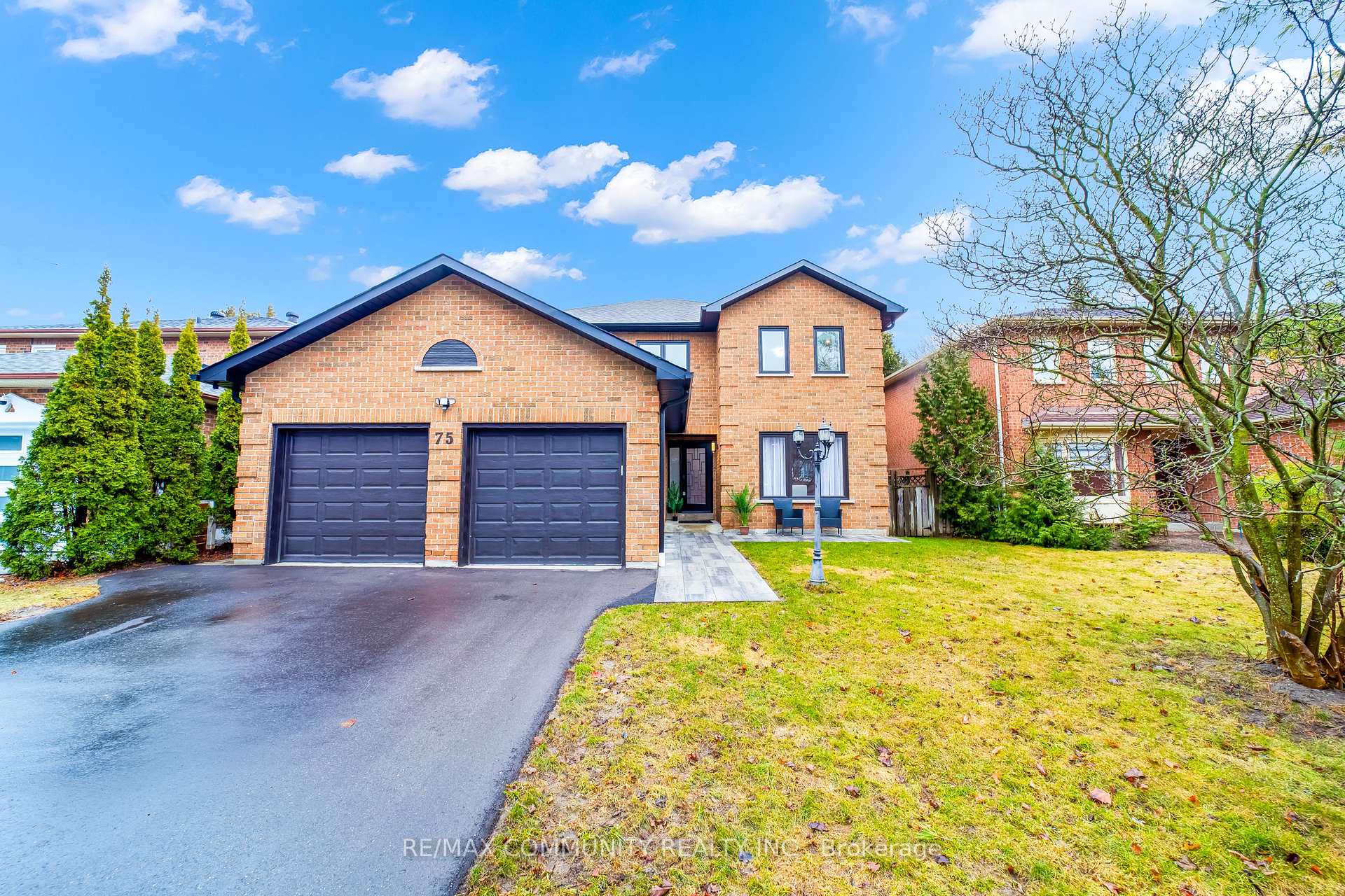 75 Rice Drive, Whitby, ON L1N 7Z5
