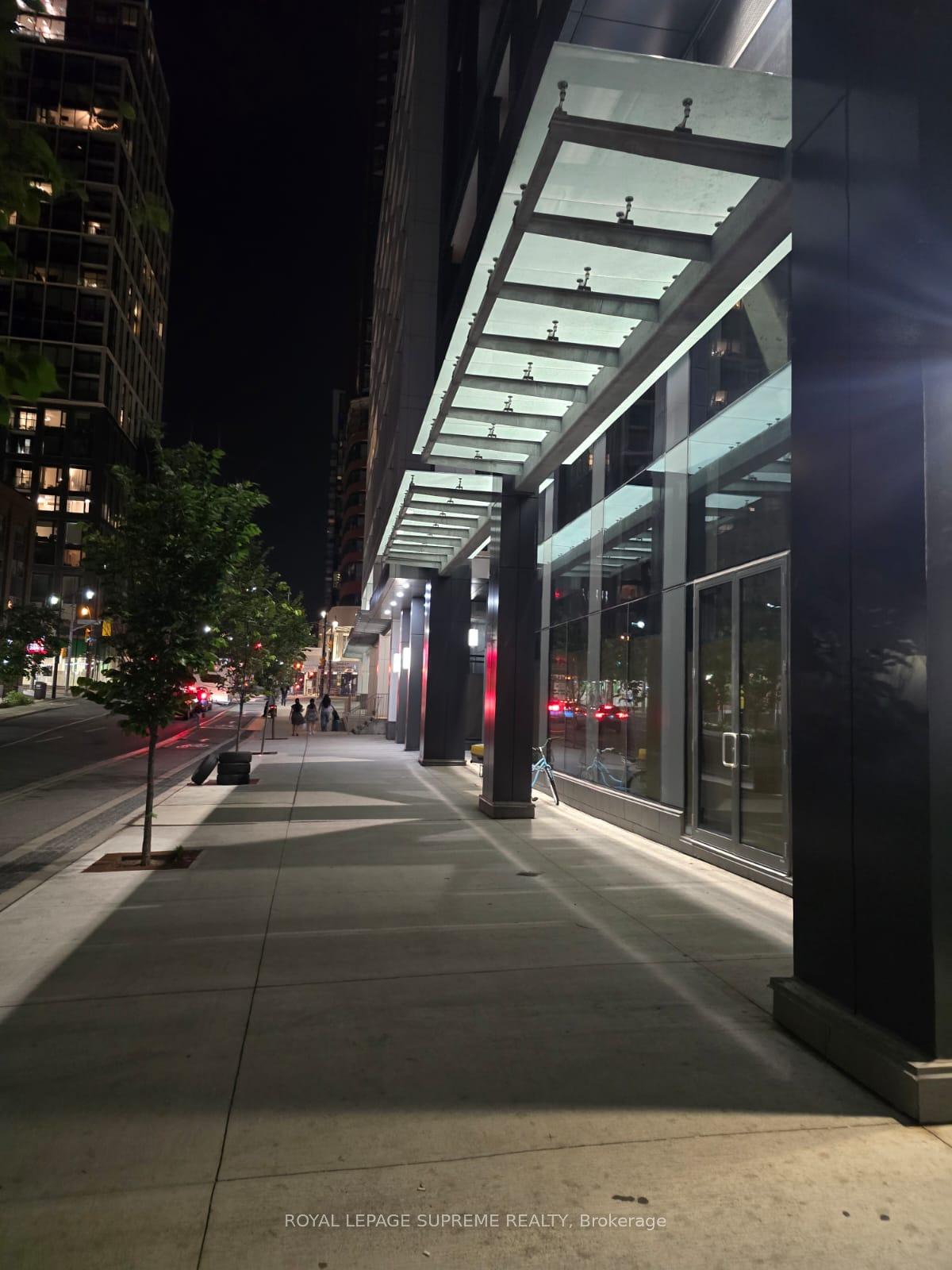 751 - 121 Lower Sherbourne Street, Toronto, ON M5A 0W8