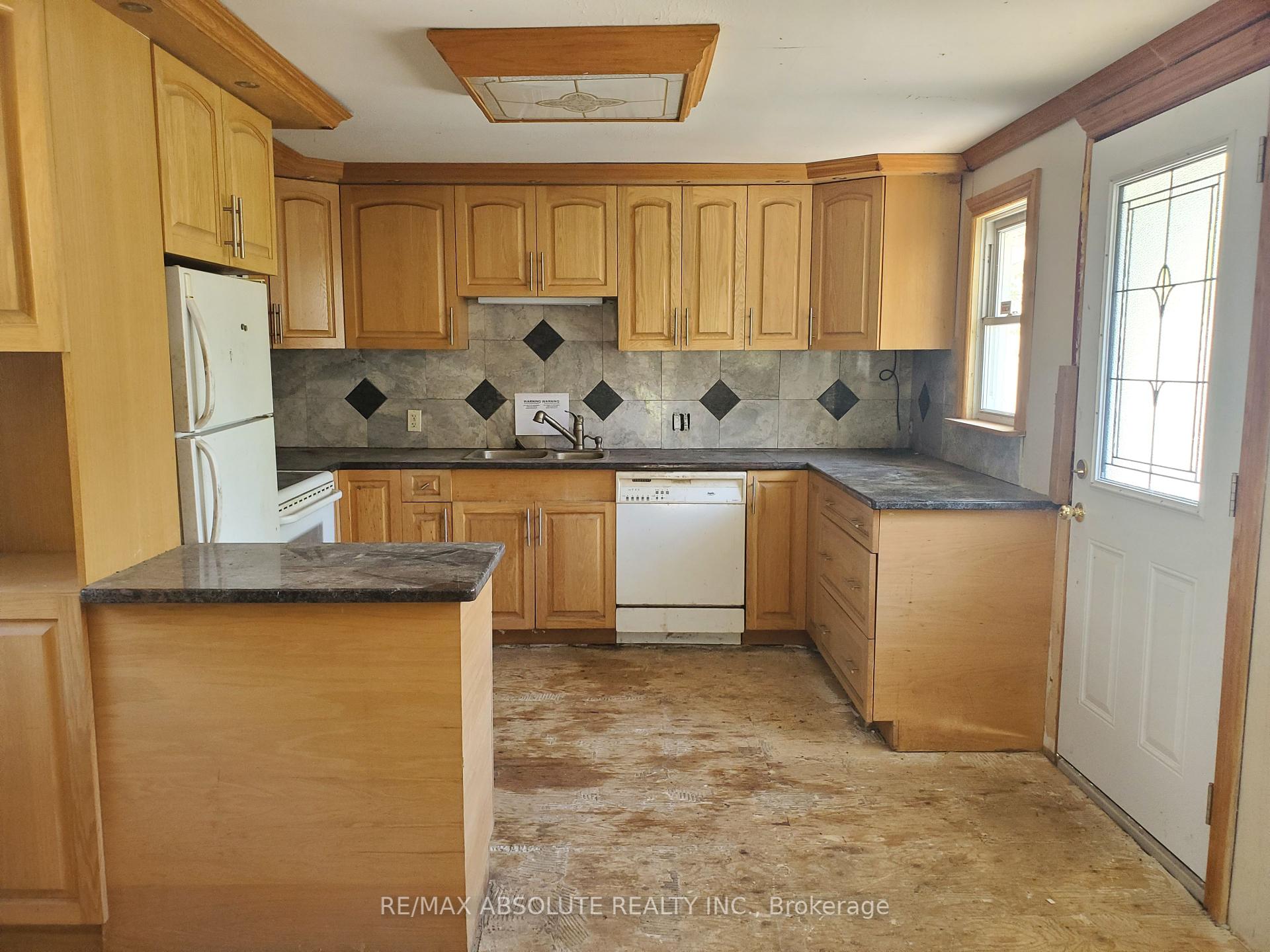 755 BAYVIEW Drive, Constance Bay - Dunrobin - Kilmaurs - Woodlawn, ON ...