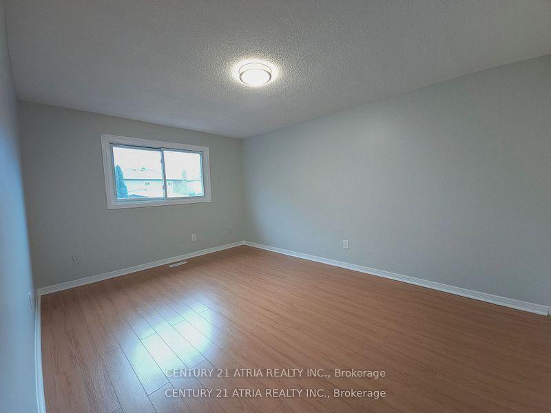 76 Carisbrooke Square, Toronto, ON M1B 4M4