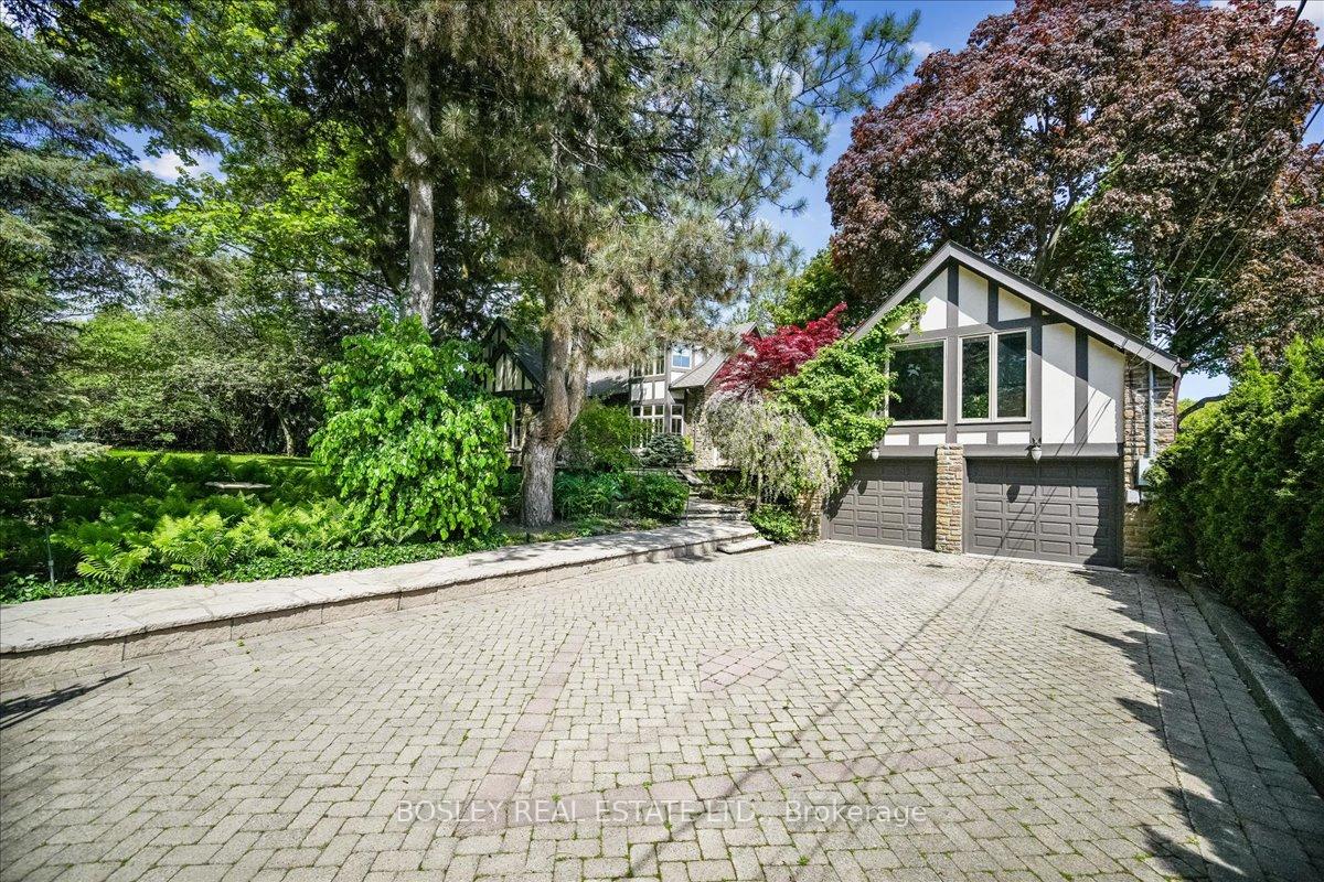 76 Old Mill Road, Toronto, ON M8X 1G8