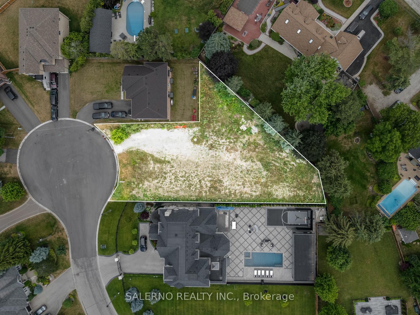 76 Whisper Lane, Vaughan, ON L0J 1C0