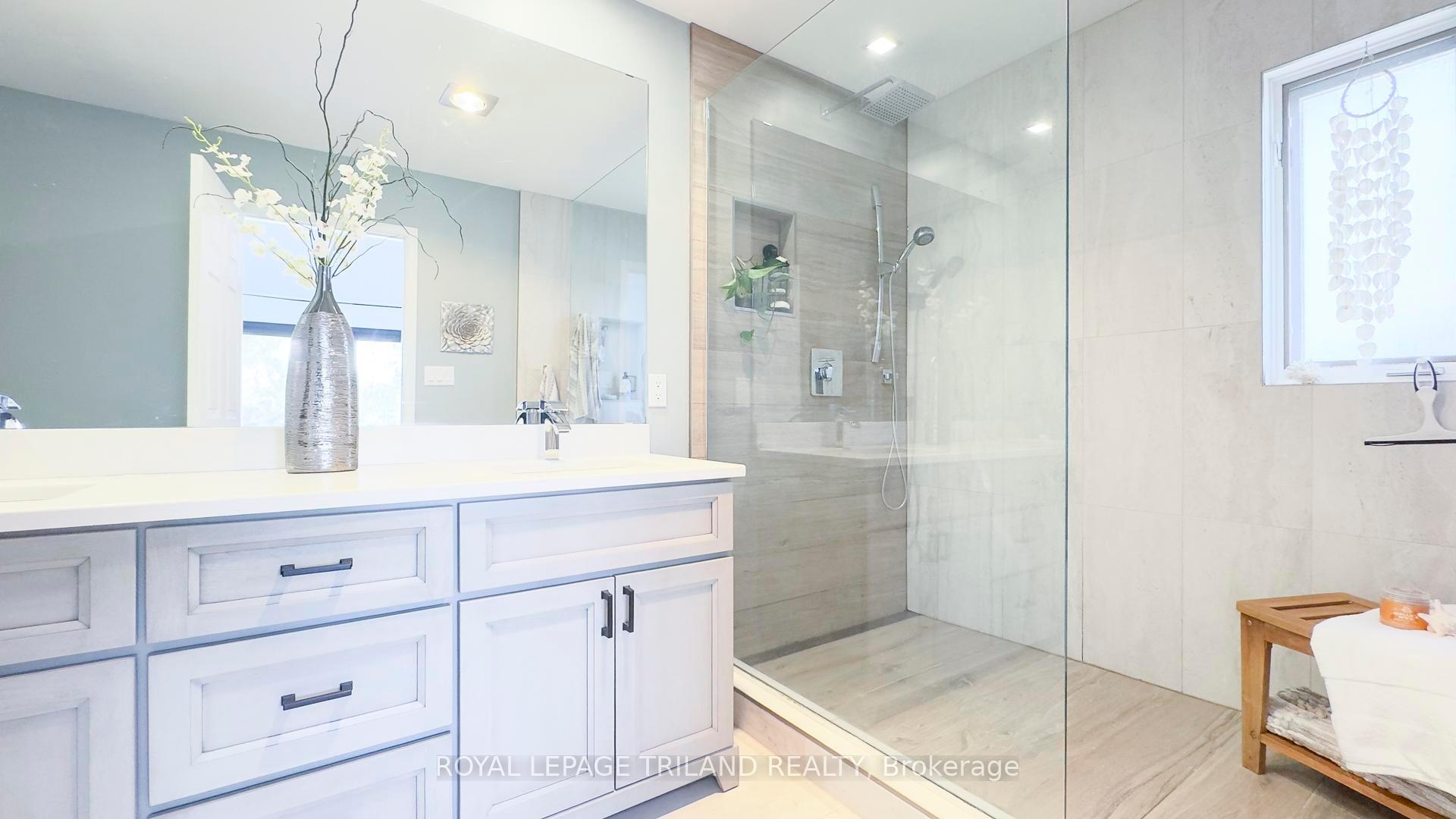 7644 Riverside Drive, Lambton Shores, ON N0M 2L0
