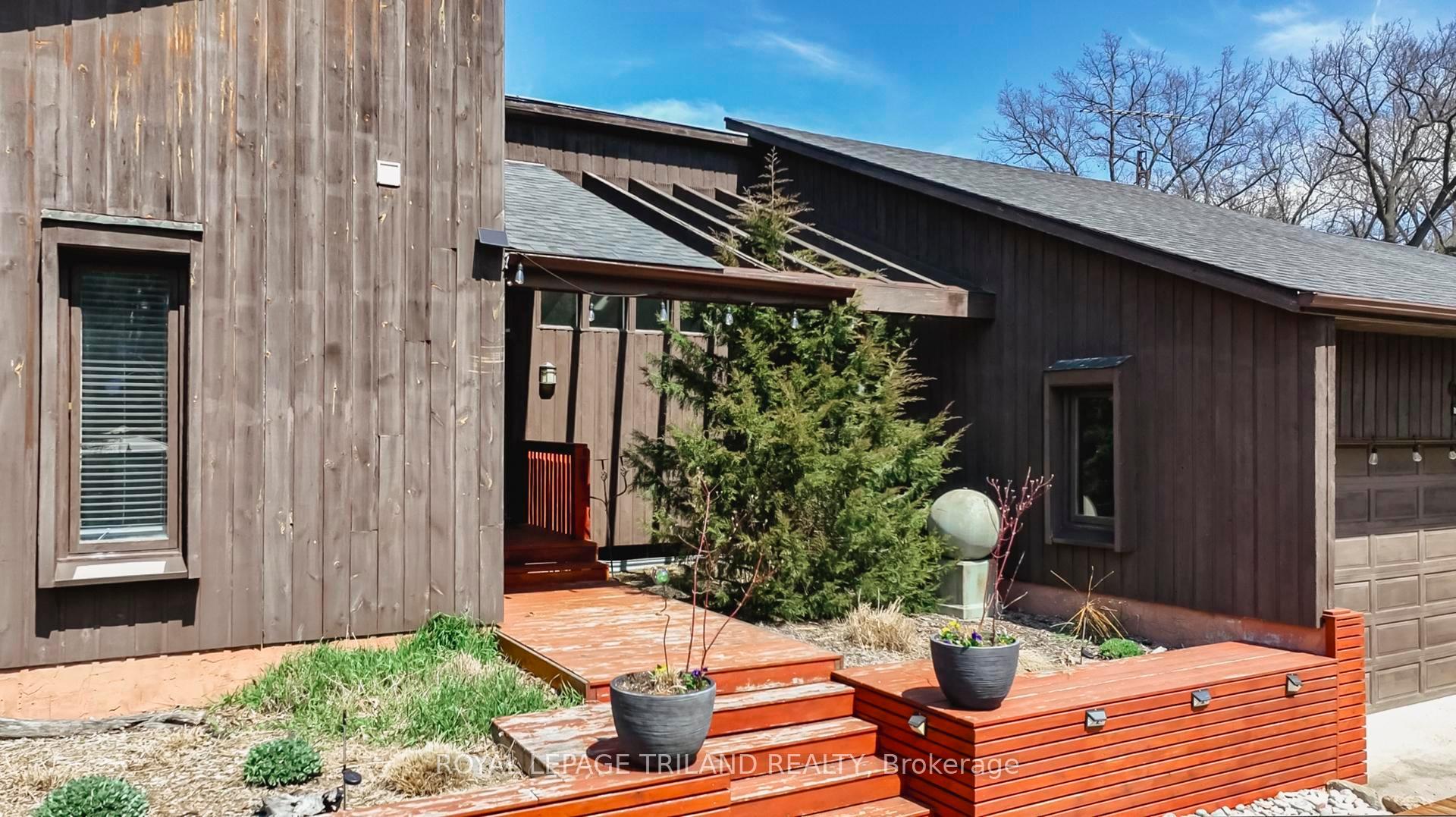 7644 Riverside Drive, Lambton Shores, ON N0M 2L0
