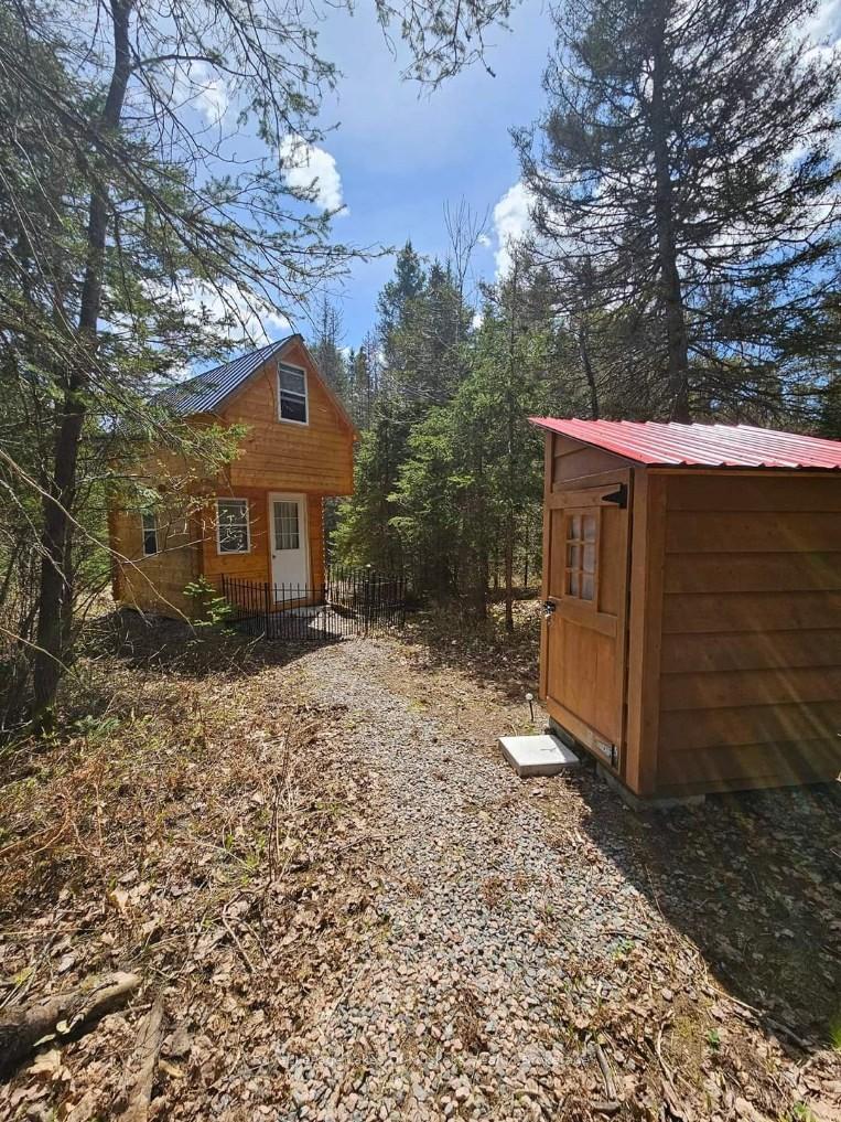 77 GRINDSTONE Road, Magnetawan, ON P0A 1Z0