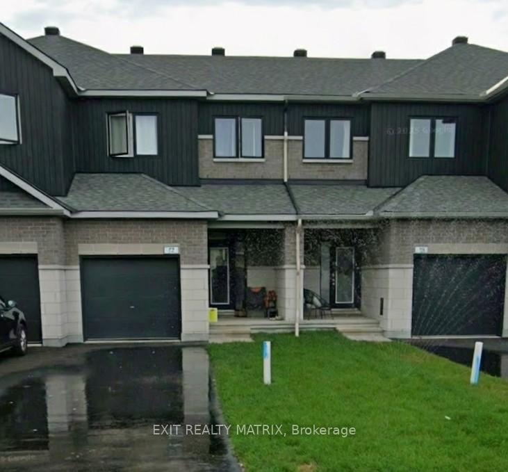 77 Richelieu Street, Russell, ON K0A 1W1