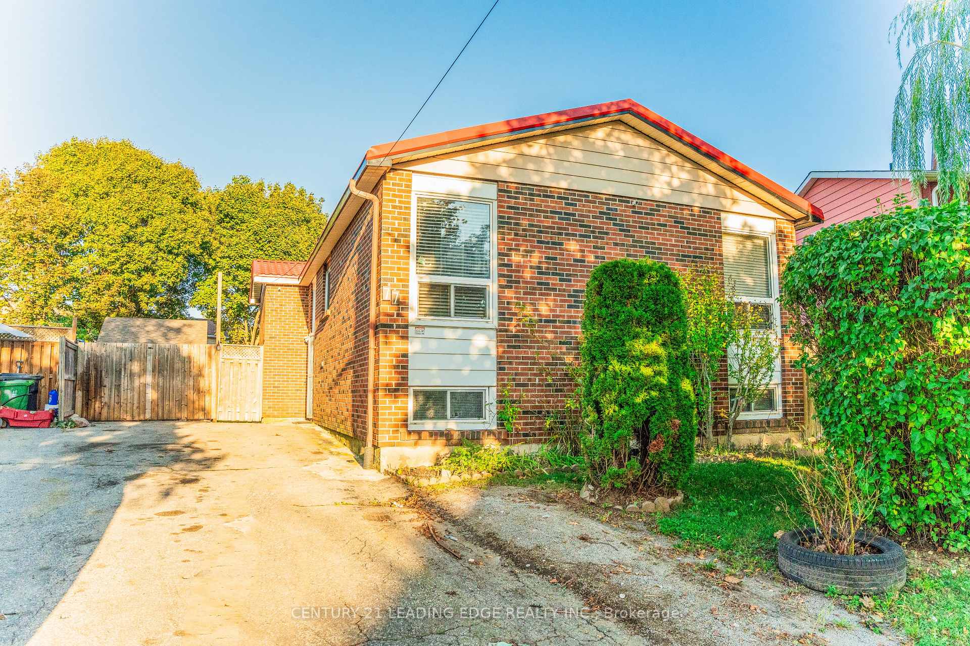 77 Snowball Crescent, Toronto, ON M1B 1S5