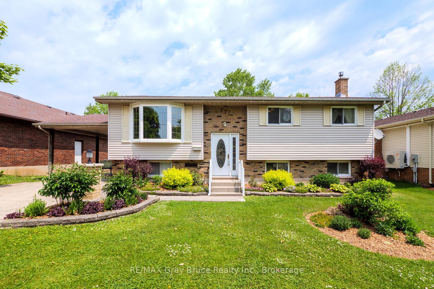 Owen Sound Real Estate MLS® Listings & Houses For Sale