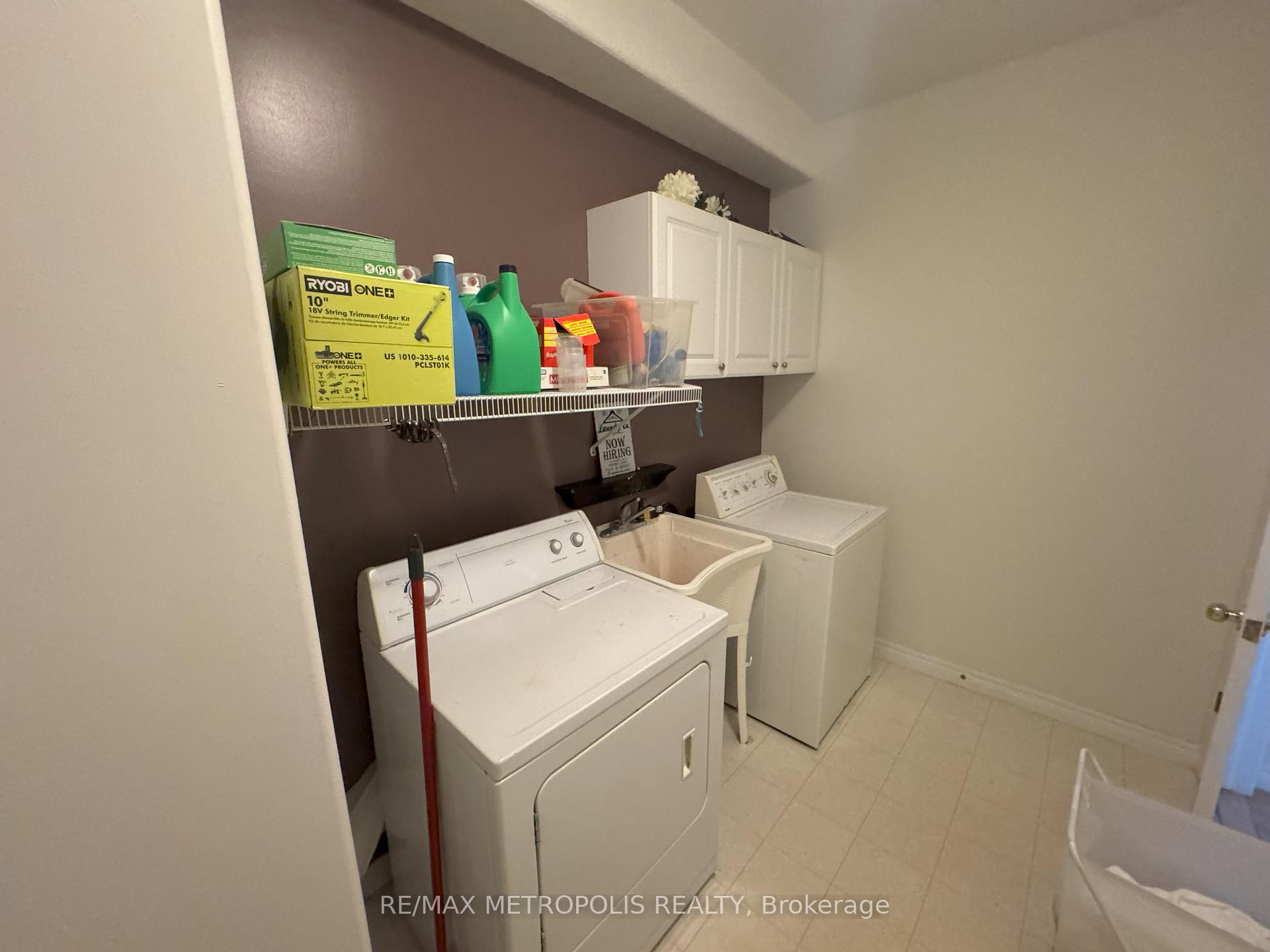 Room 1 - 770 Brandenburg Boulevard, Waterloo, ON N2T 2X1 - GTA-Homes