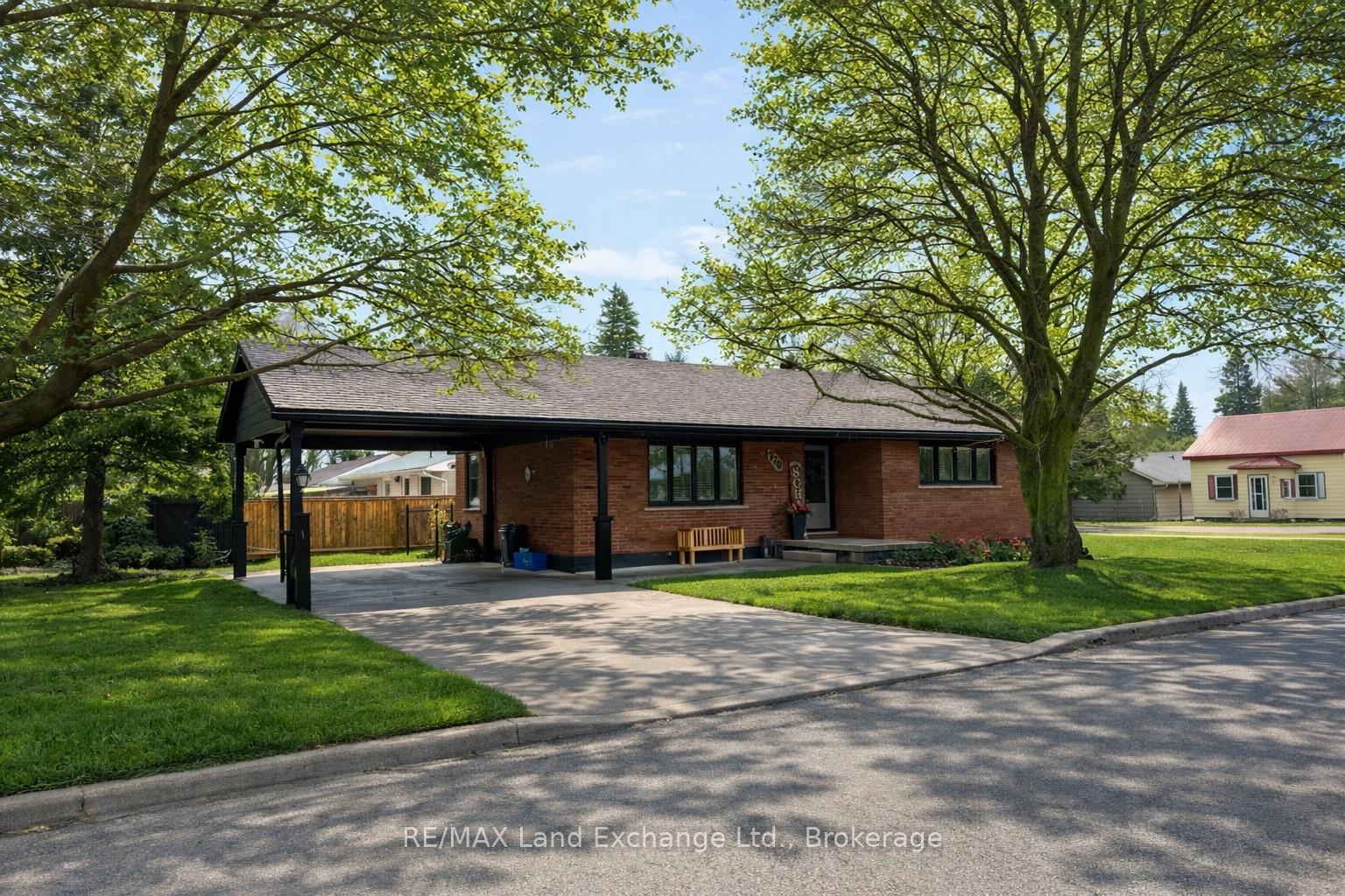 770 Bricker Street, Saugeen Shores, ON N0H 2C3