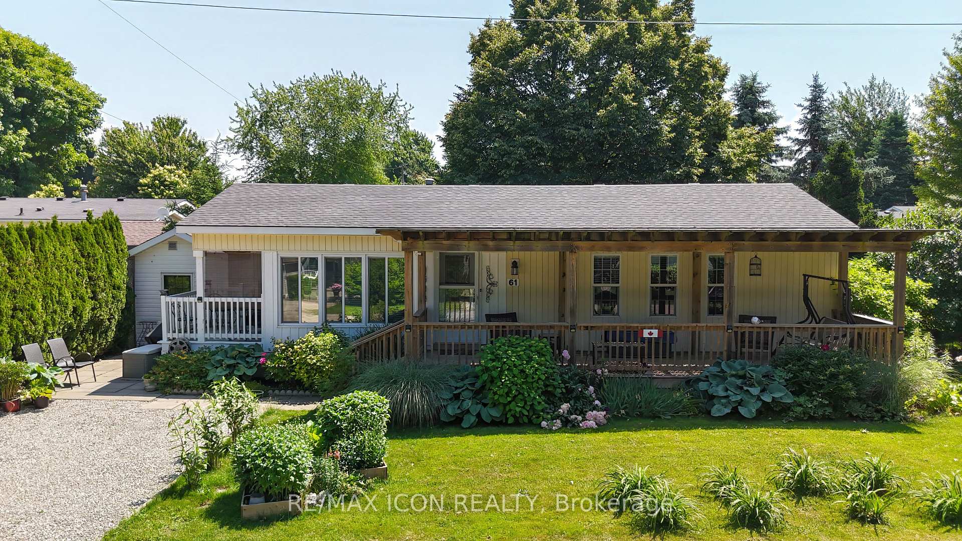 Bluewater Real Estate MLS® Listings & Houses For Sale