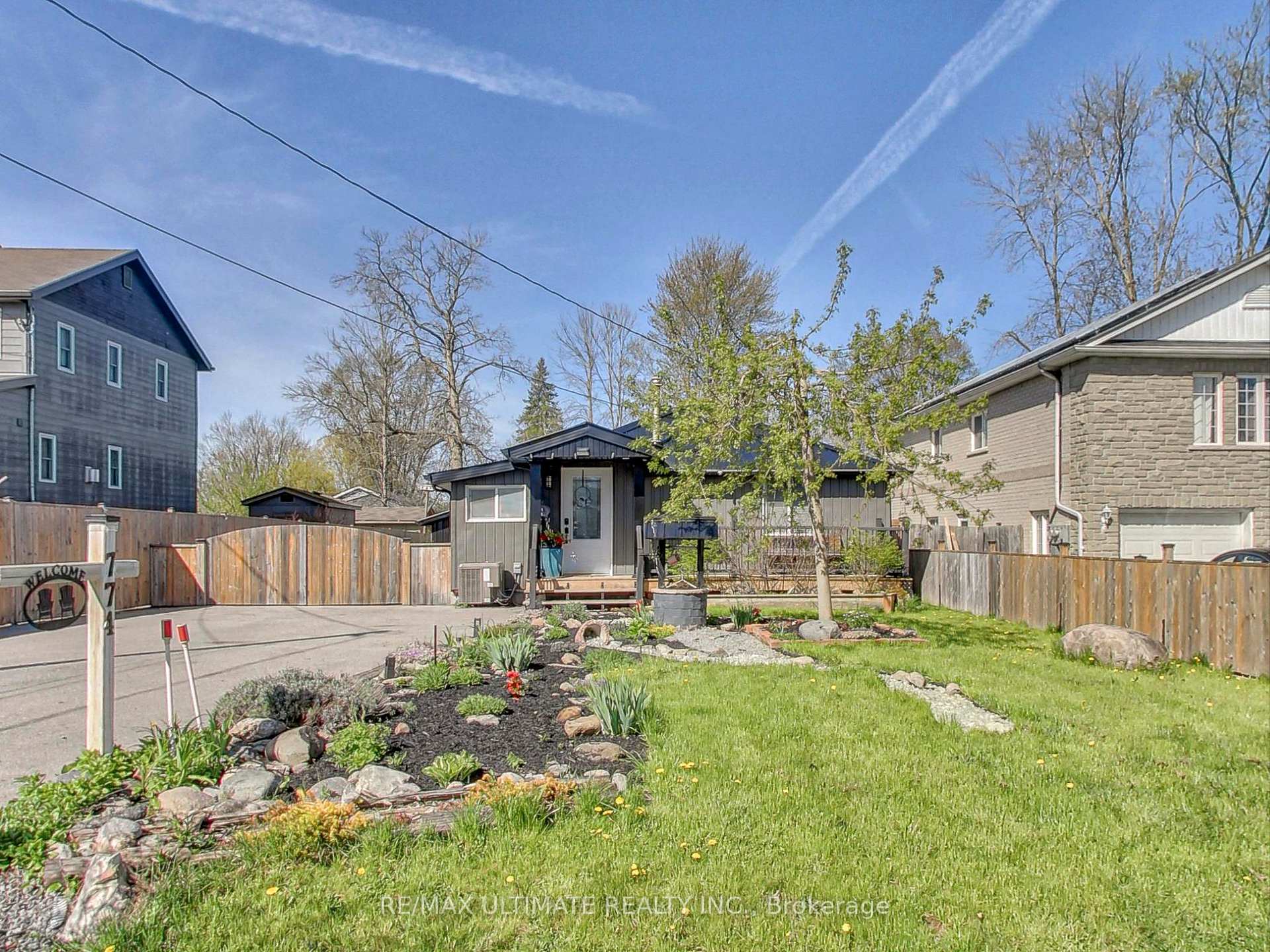 774 Jacksonville Road, Georgina, ON L0E 1S0