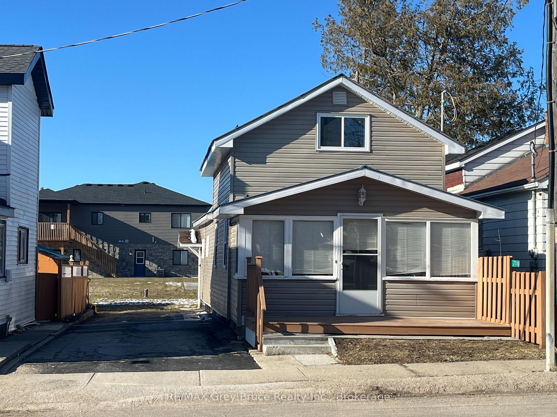 7749 Highway 21, South Bruce Peninsula, ON N0H 1A0