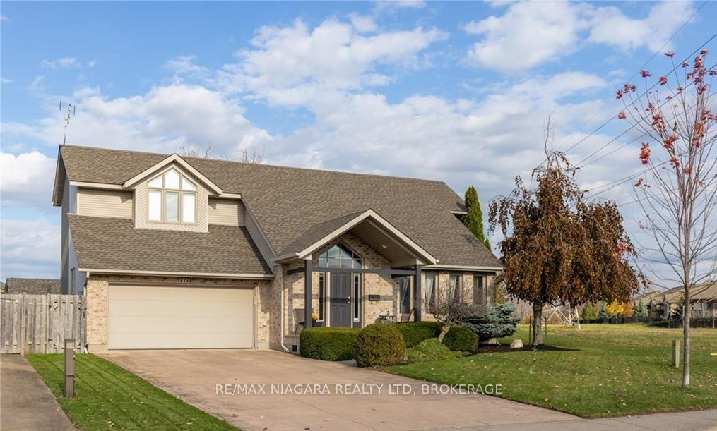 7771 Alpine Drive, Niagara Falls, ON L2H 3B5
