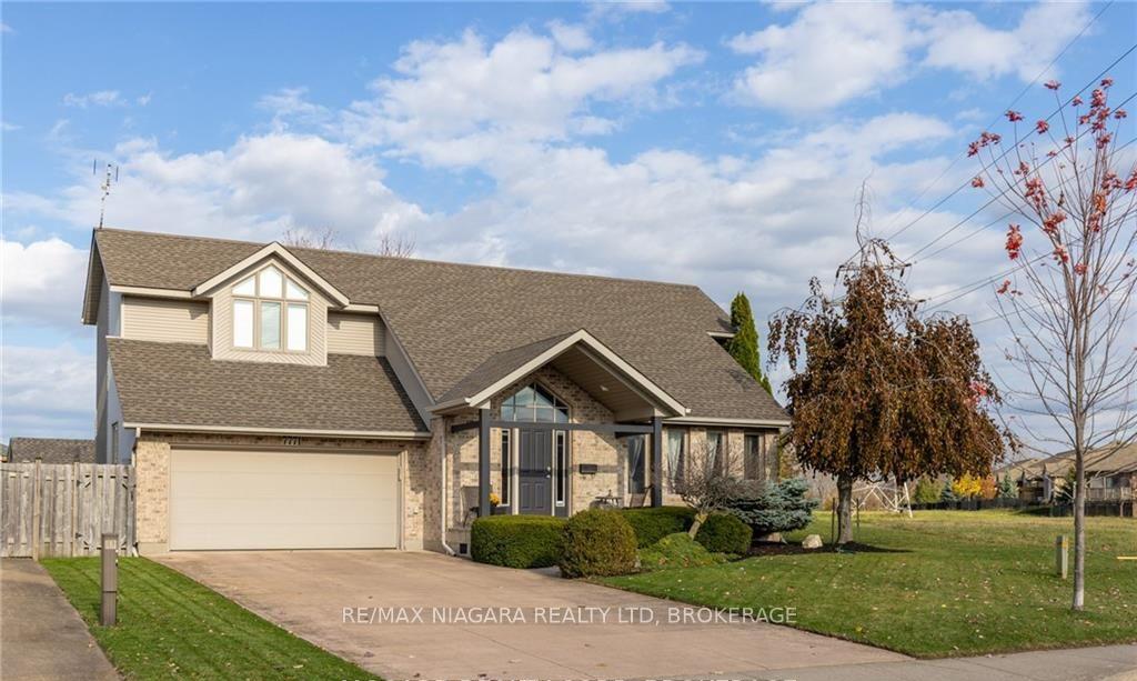 7771 Alpine Drive, Niagara Falls, ON L2H 3B5
