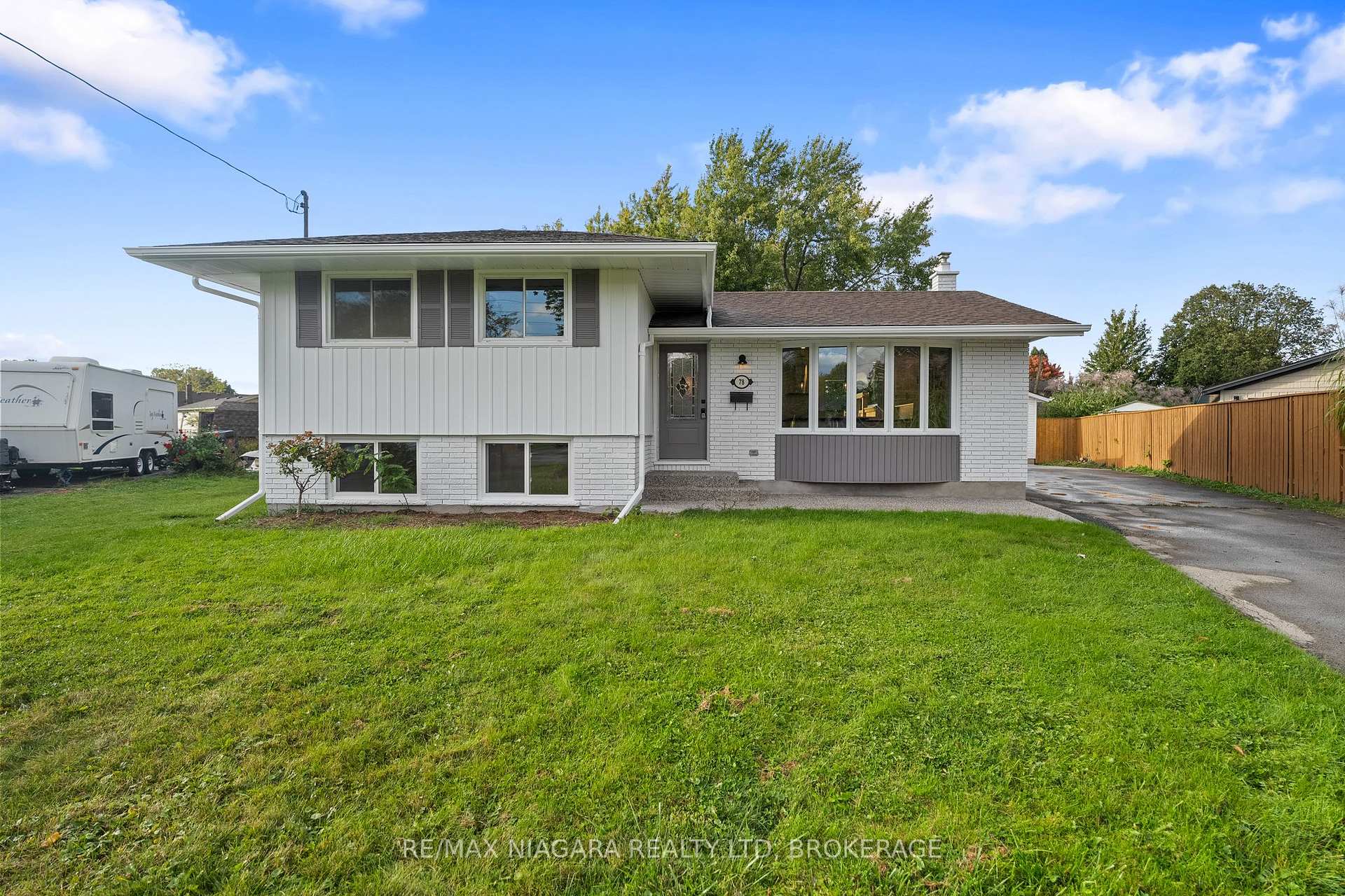 78 BEVERLY Crescent, Welland, ON L3C 3P8