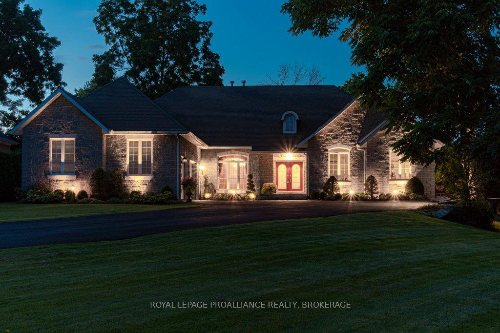 782 Front Road, Kingston, ON K7M 4L9