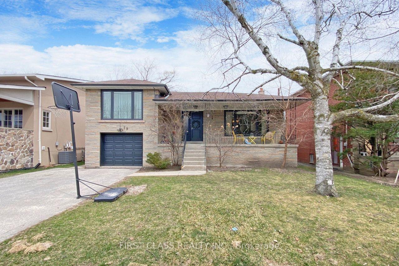 79 Hove Street, Toronto, ON M3H 4Z2