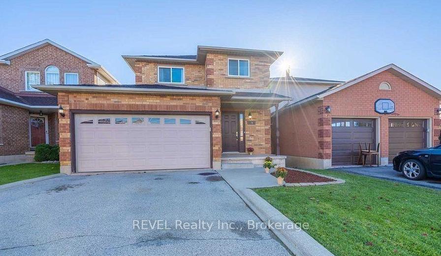 79 Lynnette Drive, Hamilton, ON L9B 2M5
