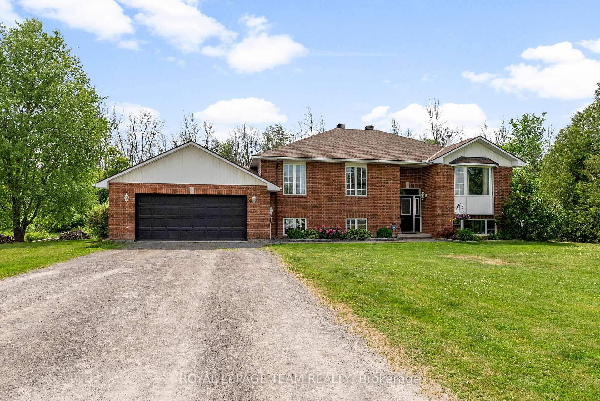 79 Mountain View Road, McNab/Braeside, ON K7S 3G9
