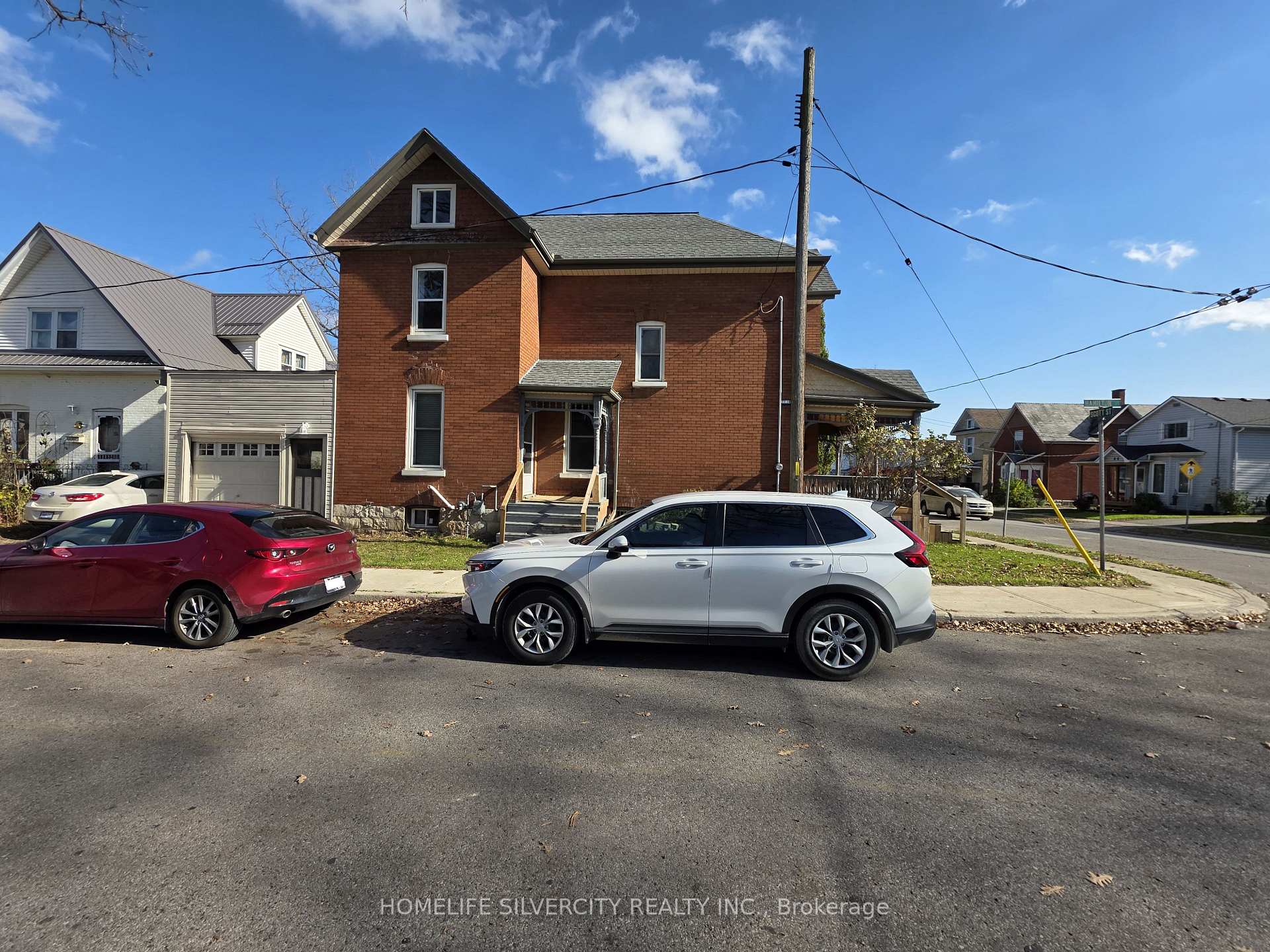 79 Scott Street, St. Thomas, ON N5P 1L1