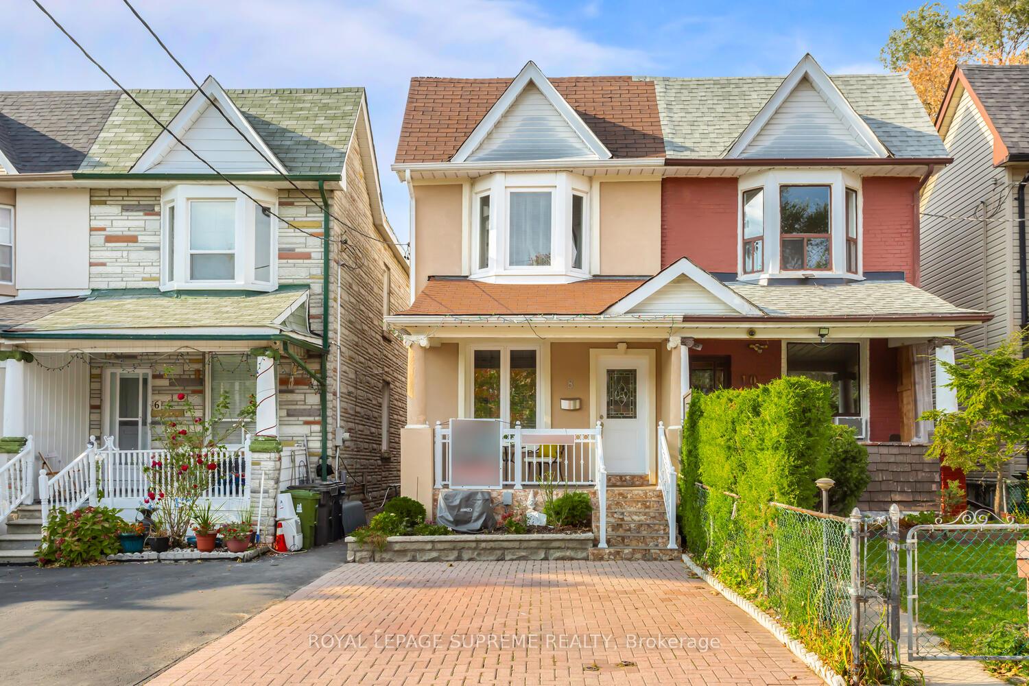 8 Blakley Avenue, Toronto, ON M6N 3Y5