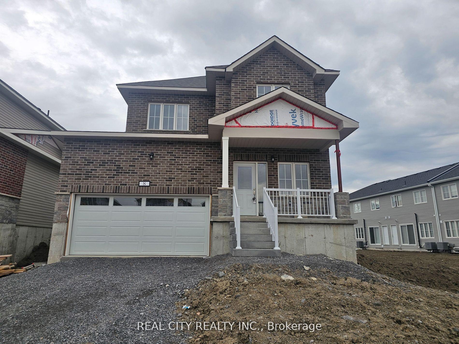 8 BRADDEN Crescent, Belleville, ON K8N 0T7
