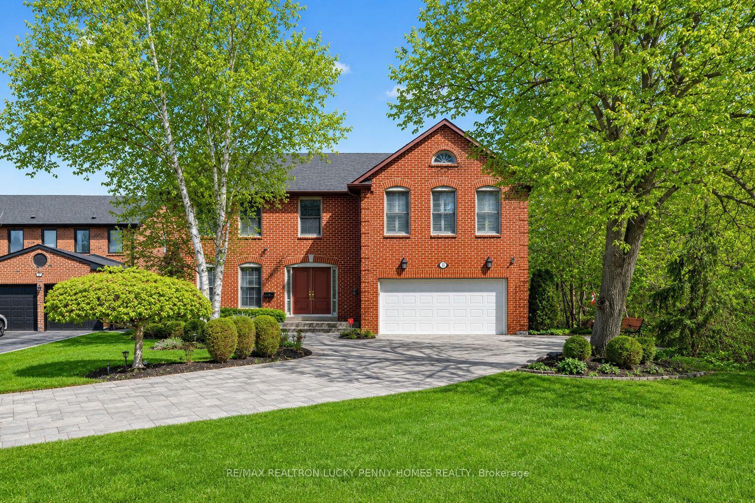 8 Goodmills Court, Markham, ON L3R 7M2