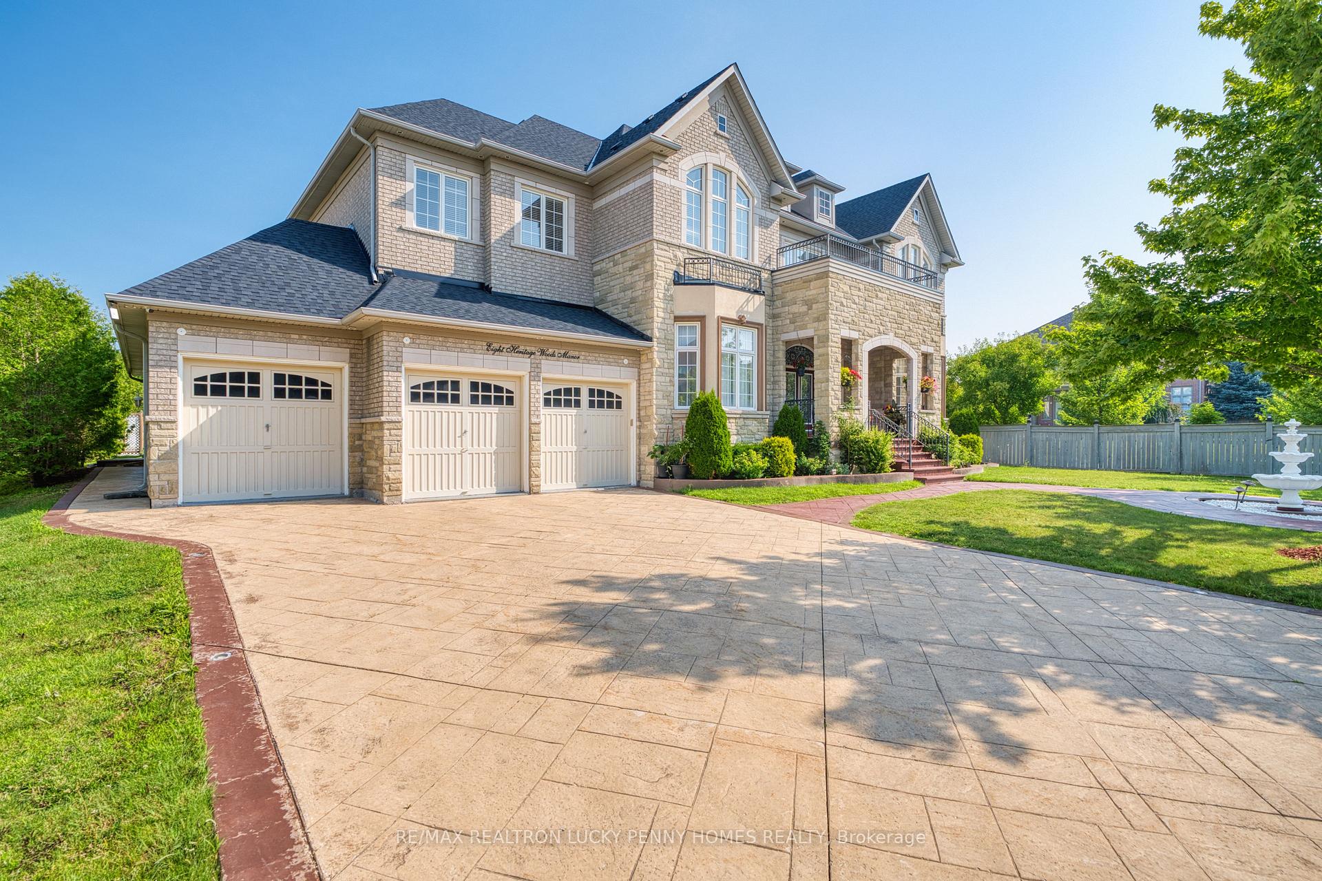 8 Heritage Woods Manor, Markham, ON L6C 3H1