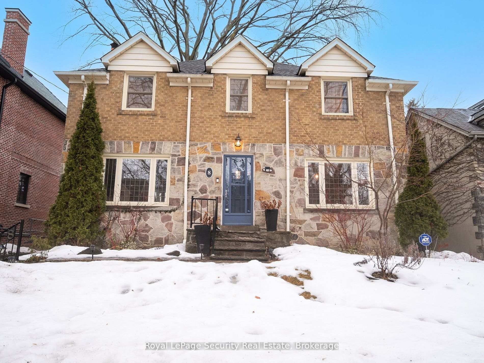 8 Kingsgarden Road, Toronto, ON M8X 1S6