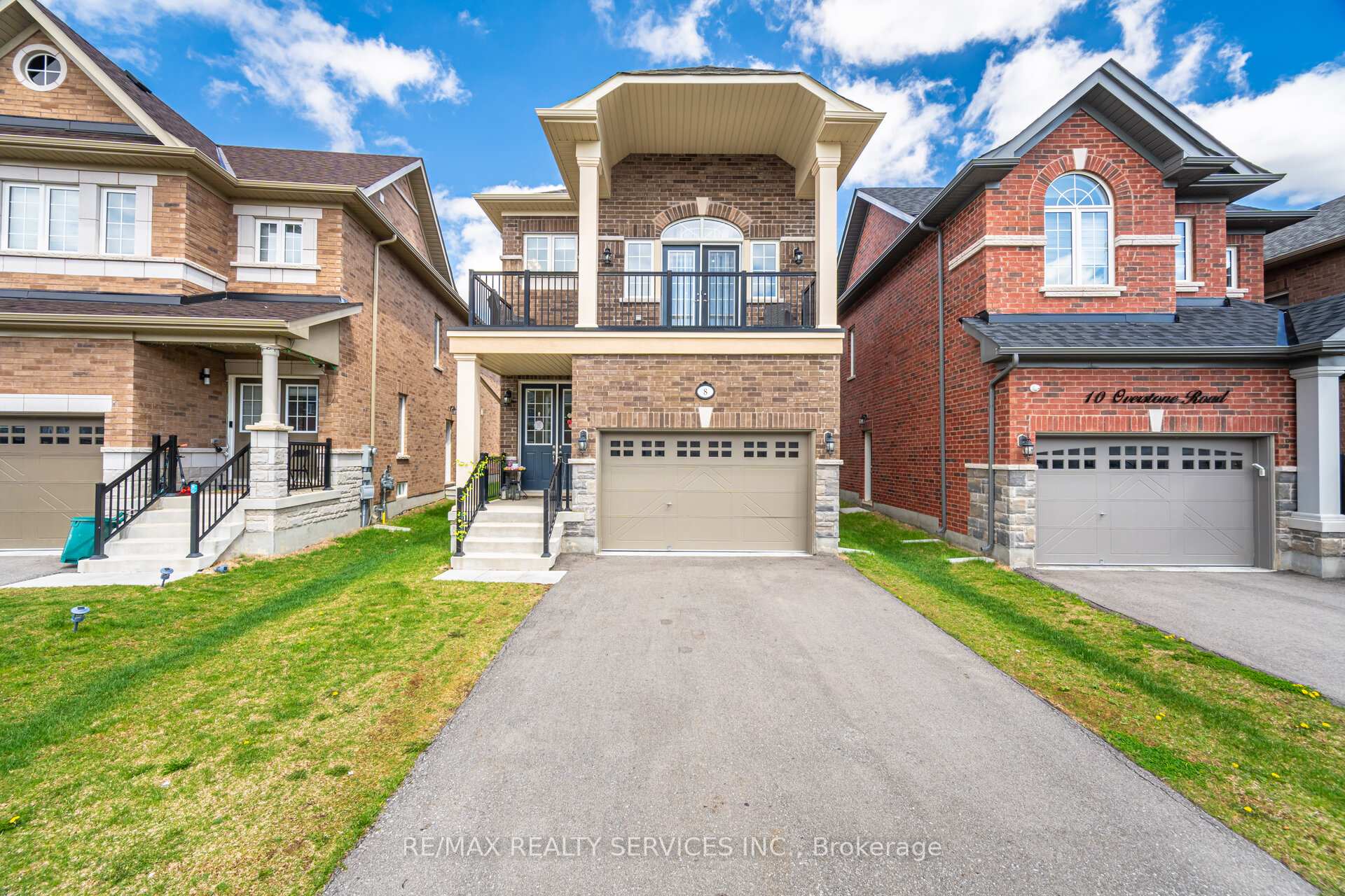 8 Overstone Road, Halton Hills, ON L7G 0N5