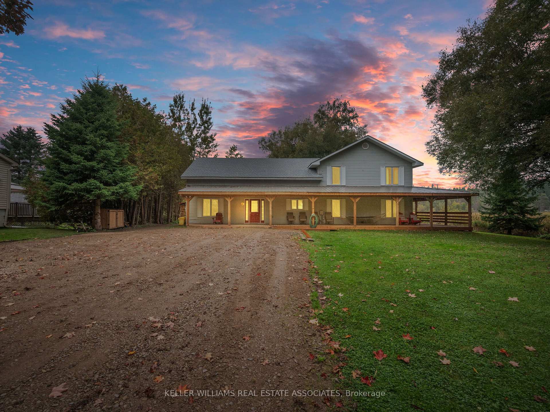 8 Scott Crescent, Erin, ON N0B 1Z0